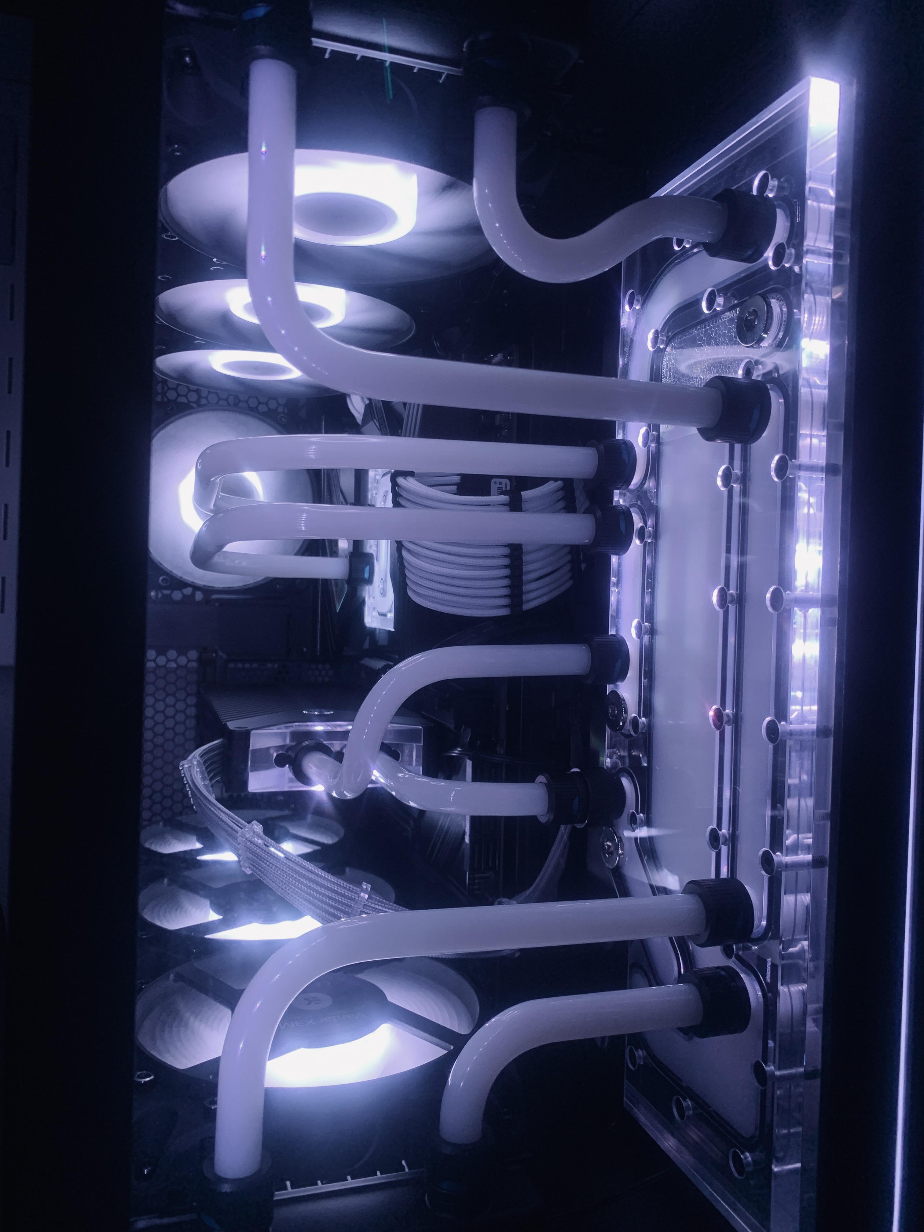 Went straight for acrylic on my first water cooled rig. | Scrolller