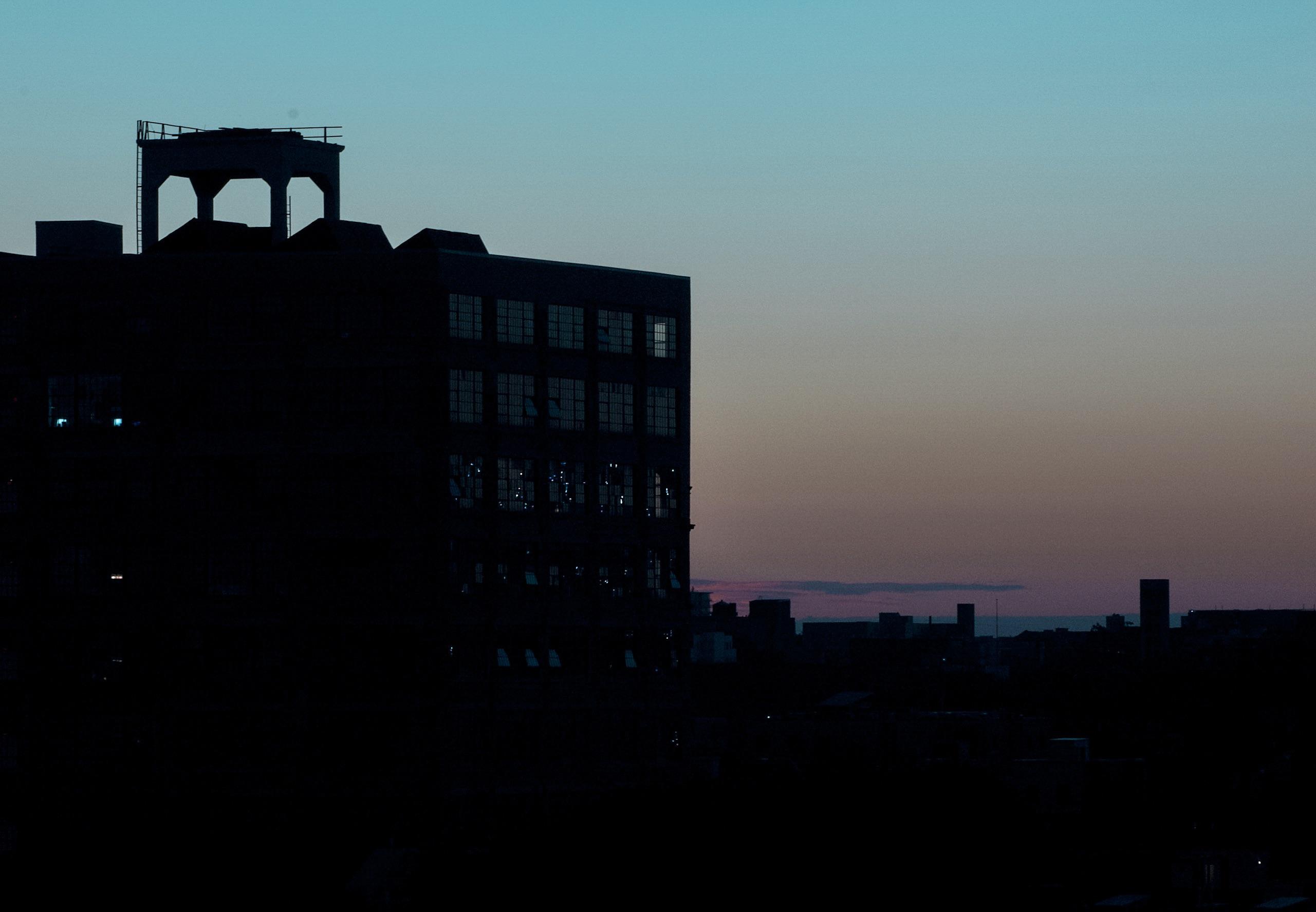 Philly rooftop | Scrolller