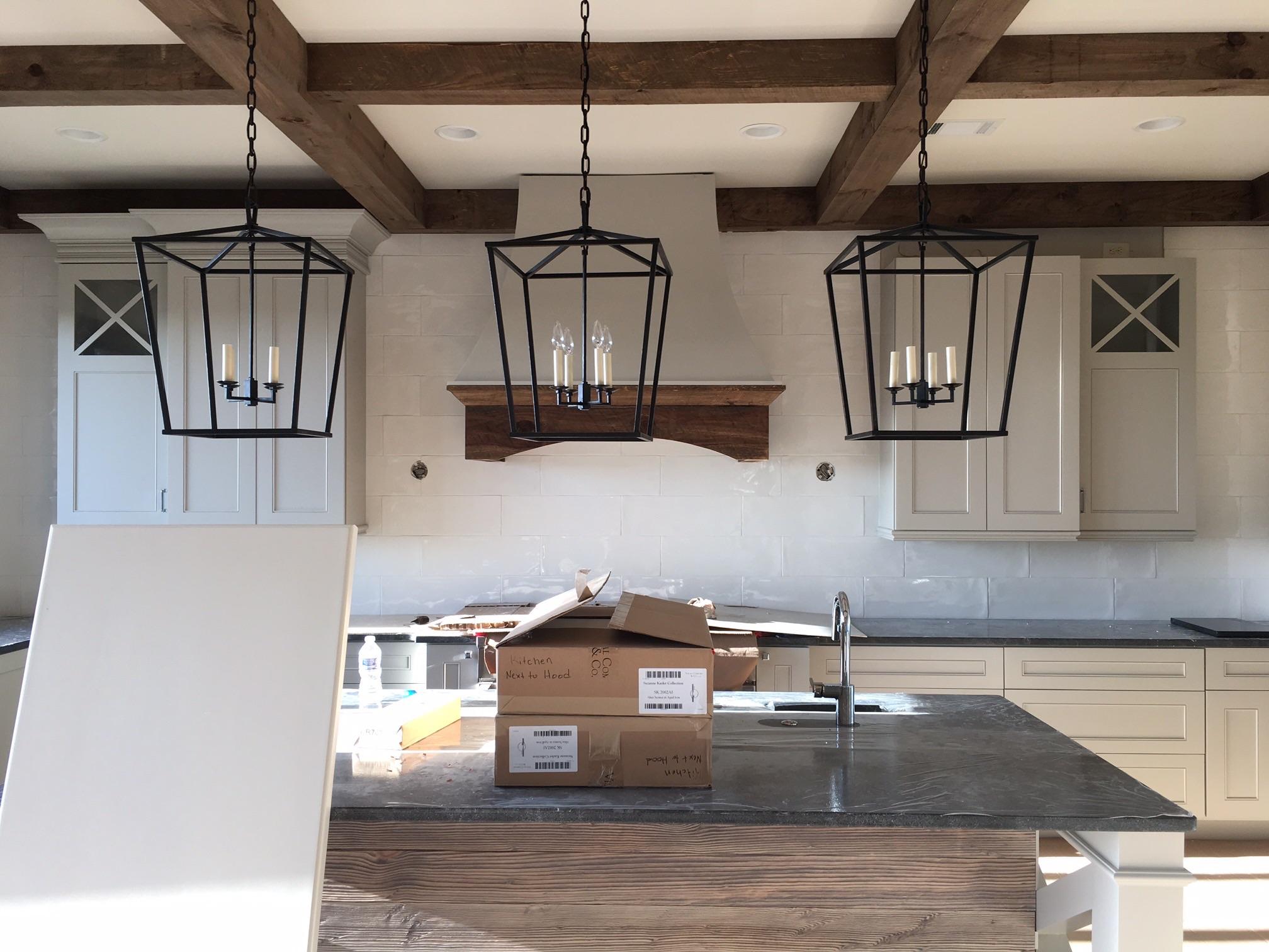 Large subway tile backsplash | Scrolller