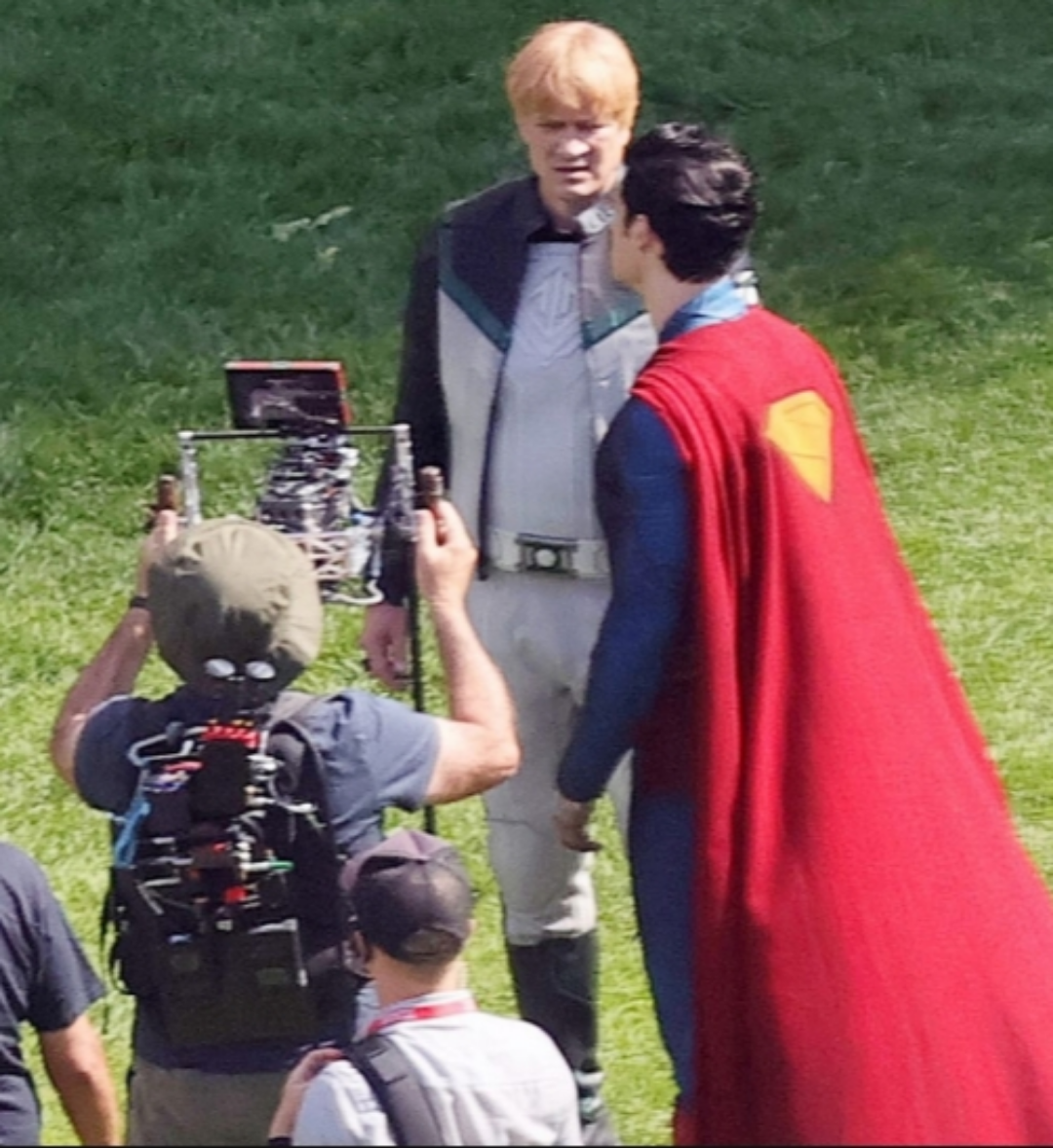 Novas imagens do set do Superman | Scrolller