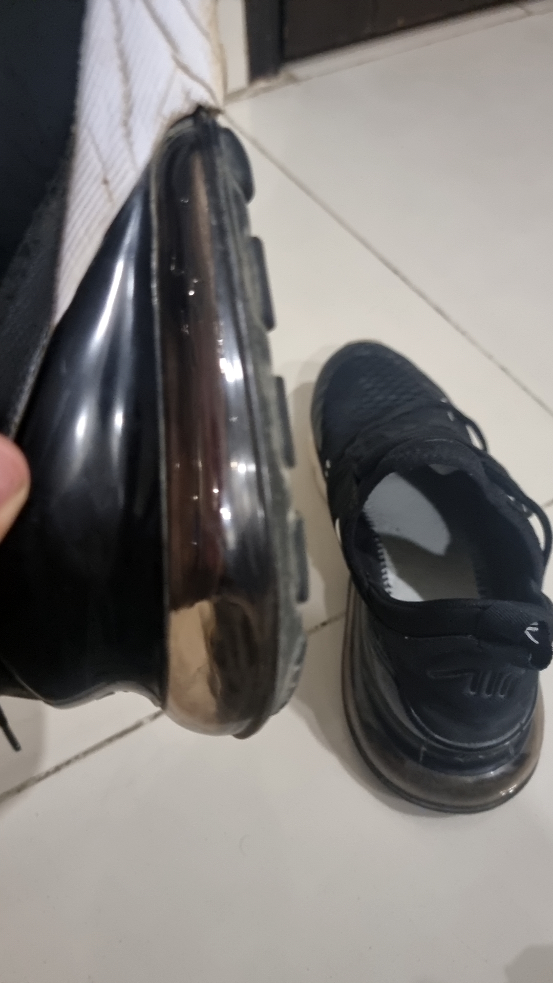 How to fix squishy and squeaky heel? | Scrolller