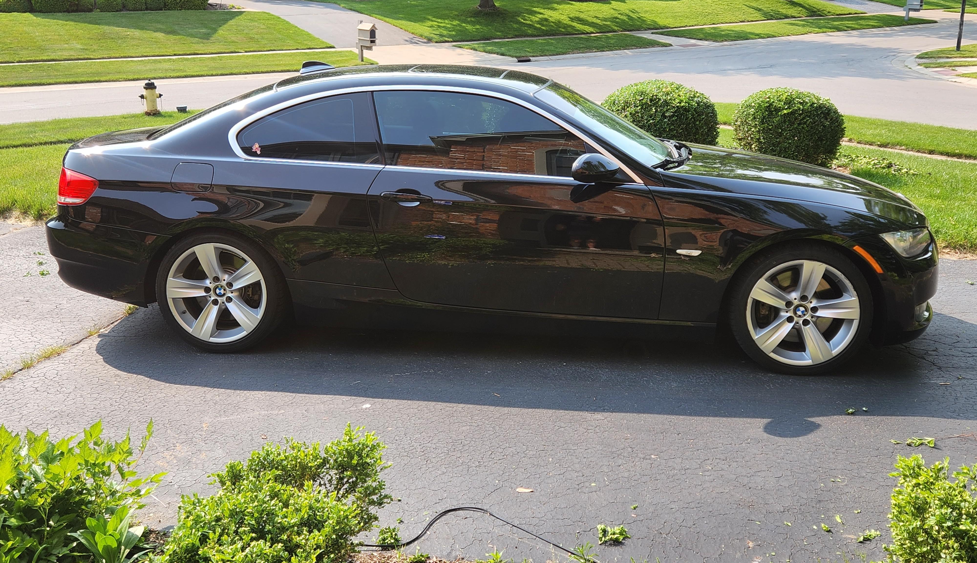 Help me choose | Scrolller