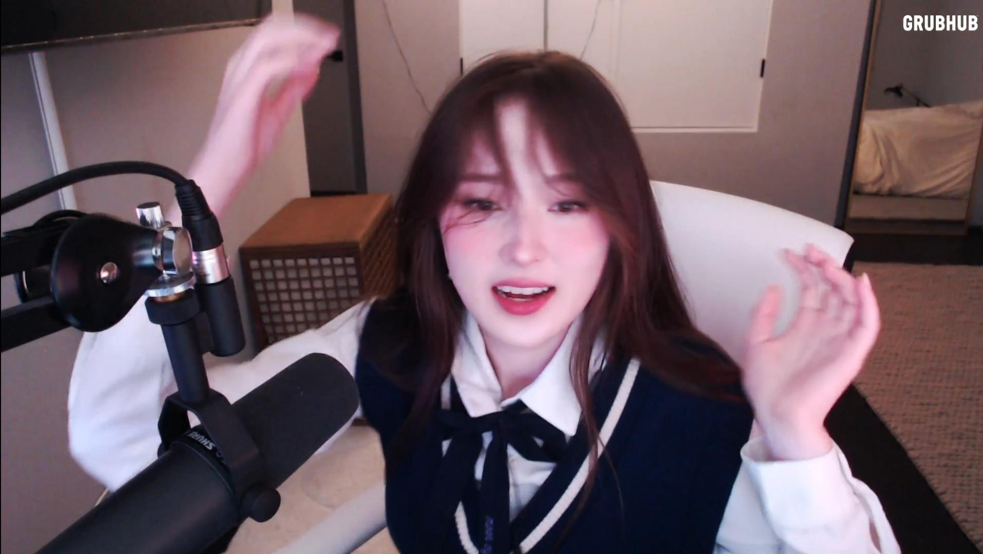 Tina Screenshots 💖 | Scrolller