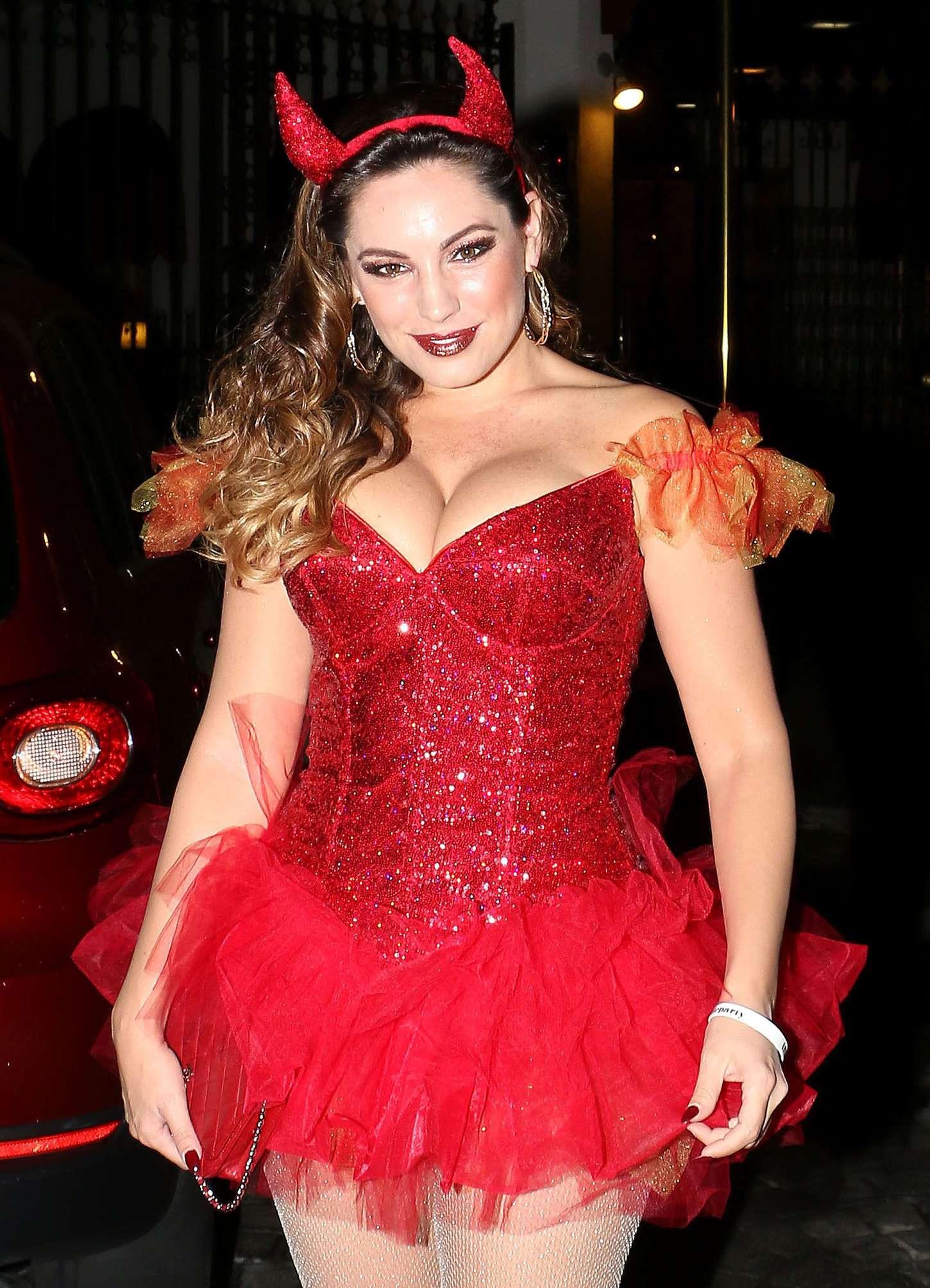 Kelly Brook looking devilish | Scrolller