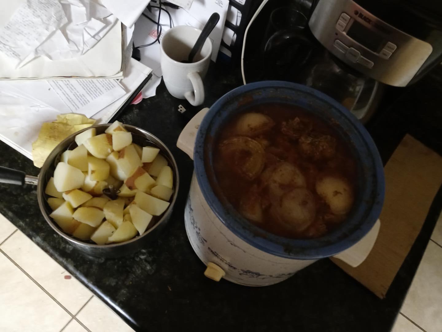[homemade] beef stew | Scrolller