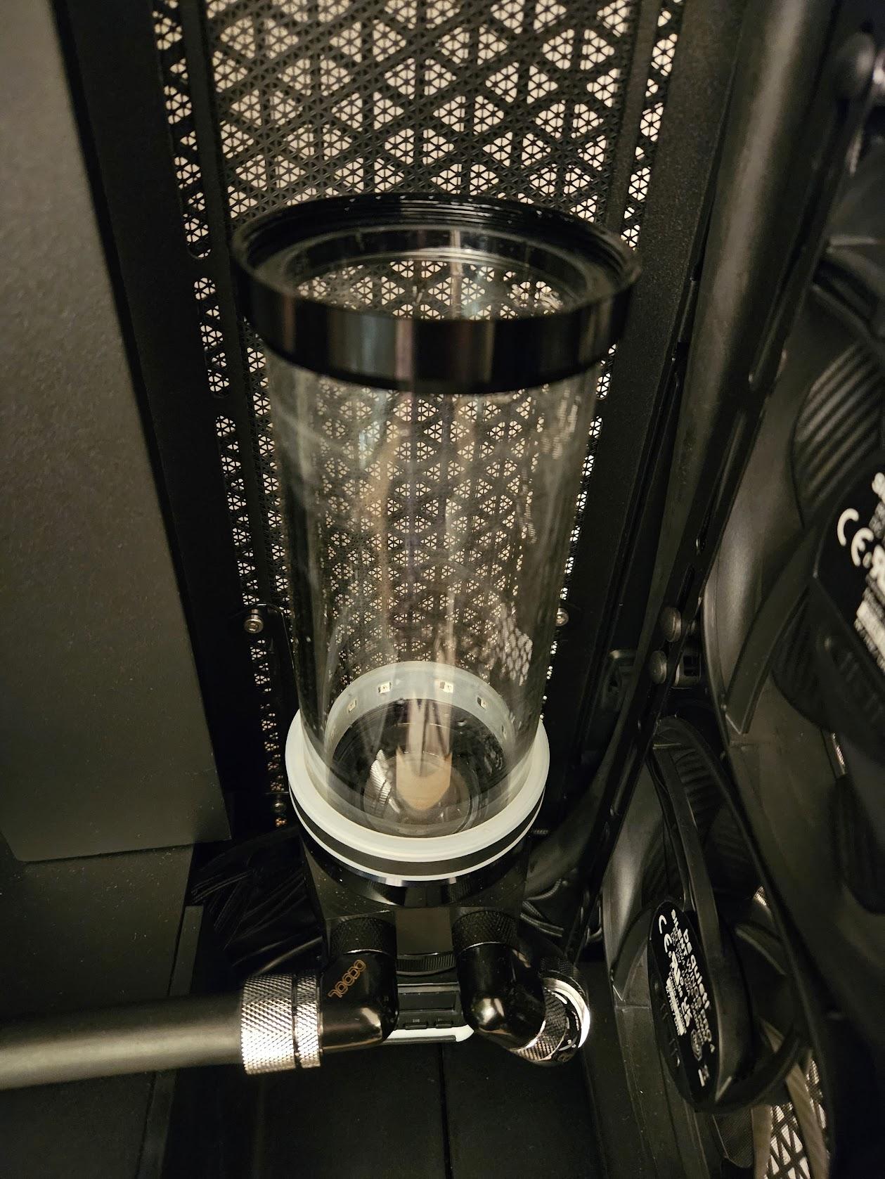 Ultitube not at all airtight? | Scrolller