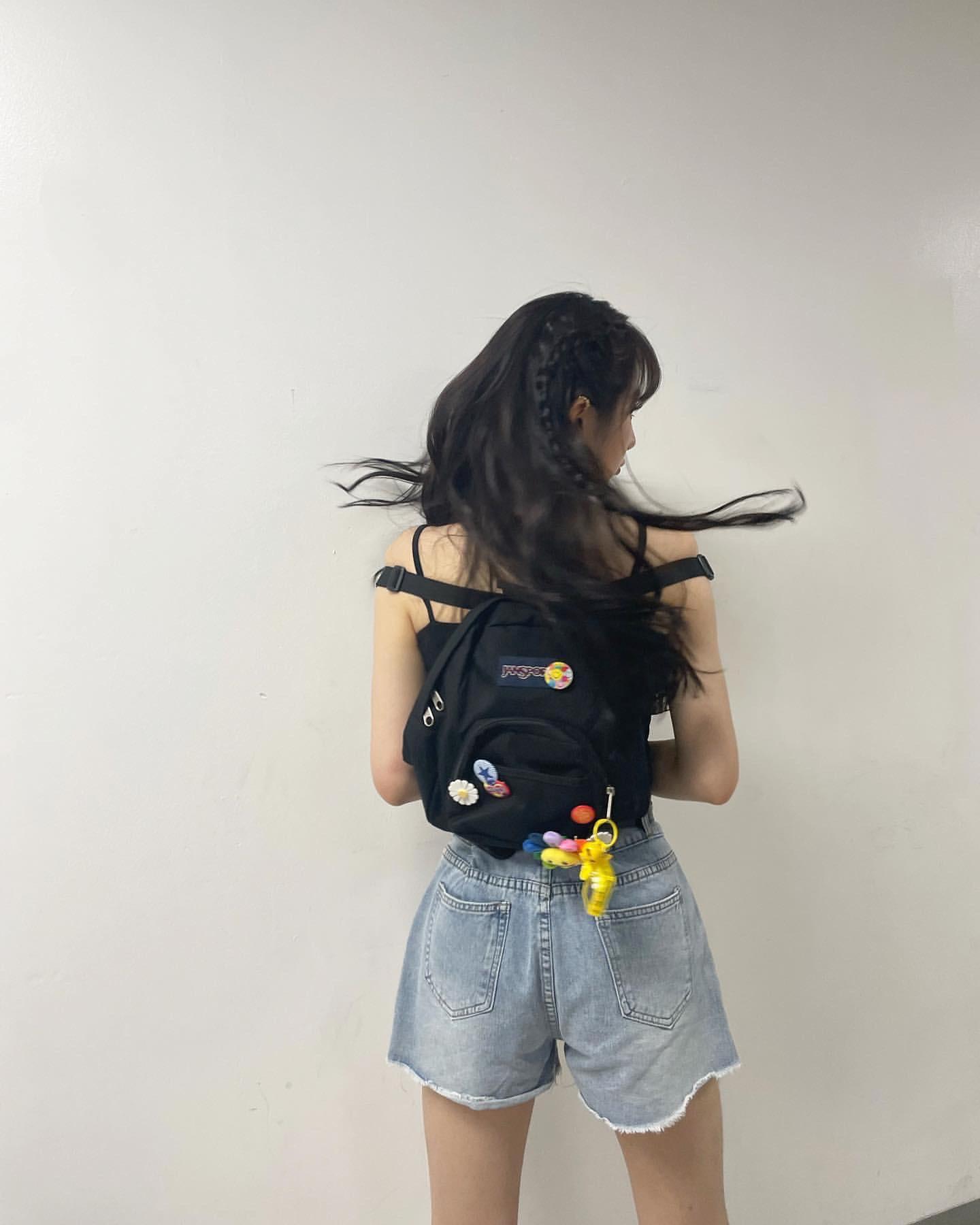 220712 Lee Chaeyeon Instagram Update | Scrolller