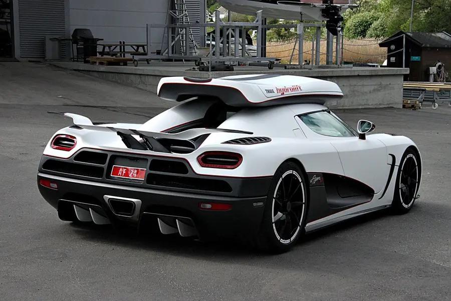 Koenigsegg Agera R | Scrolller