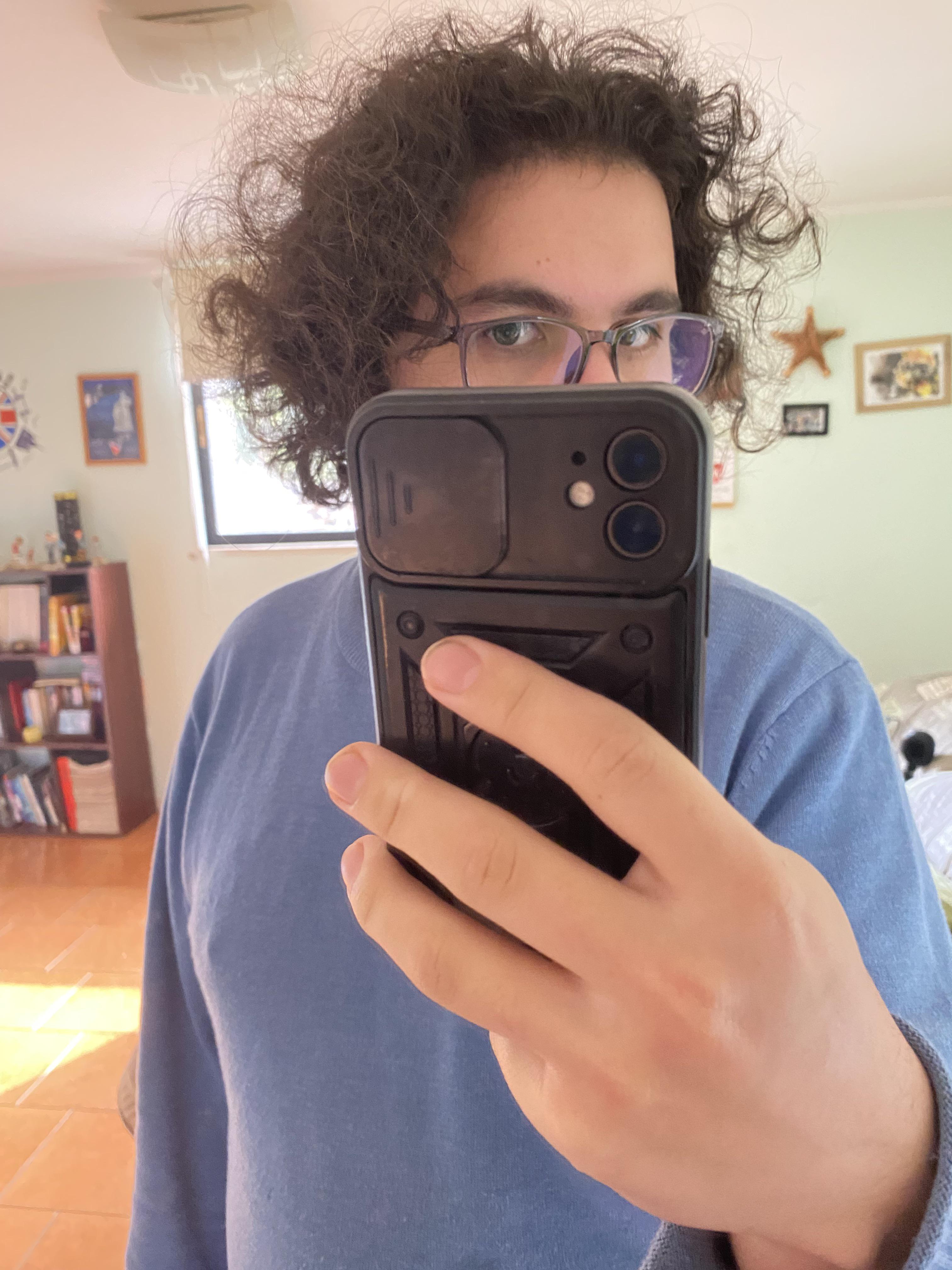 Help choosing a haircut/style | Scrolller