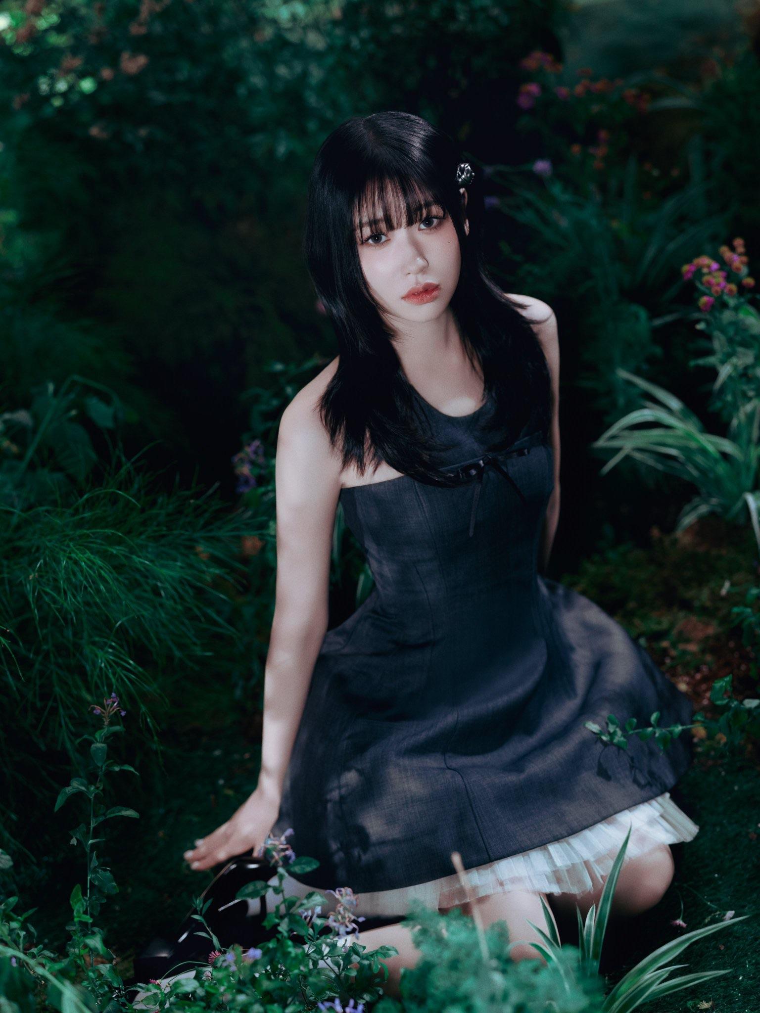 ME:I - 3rd Single: MUSE (Concept Photo Find Out Ver. : Cocoro / Miu / Momona / Ran / Shizuku ...