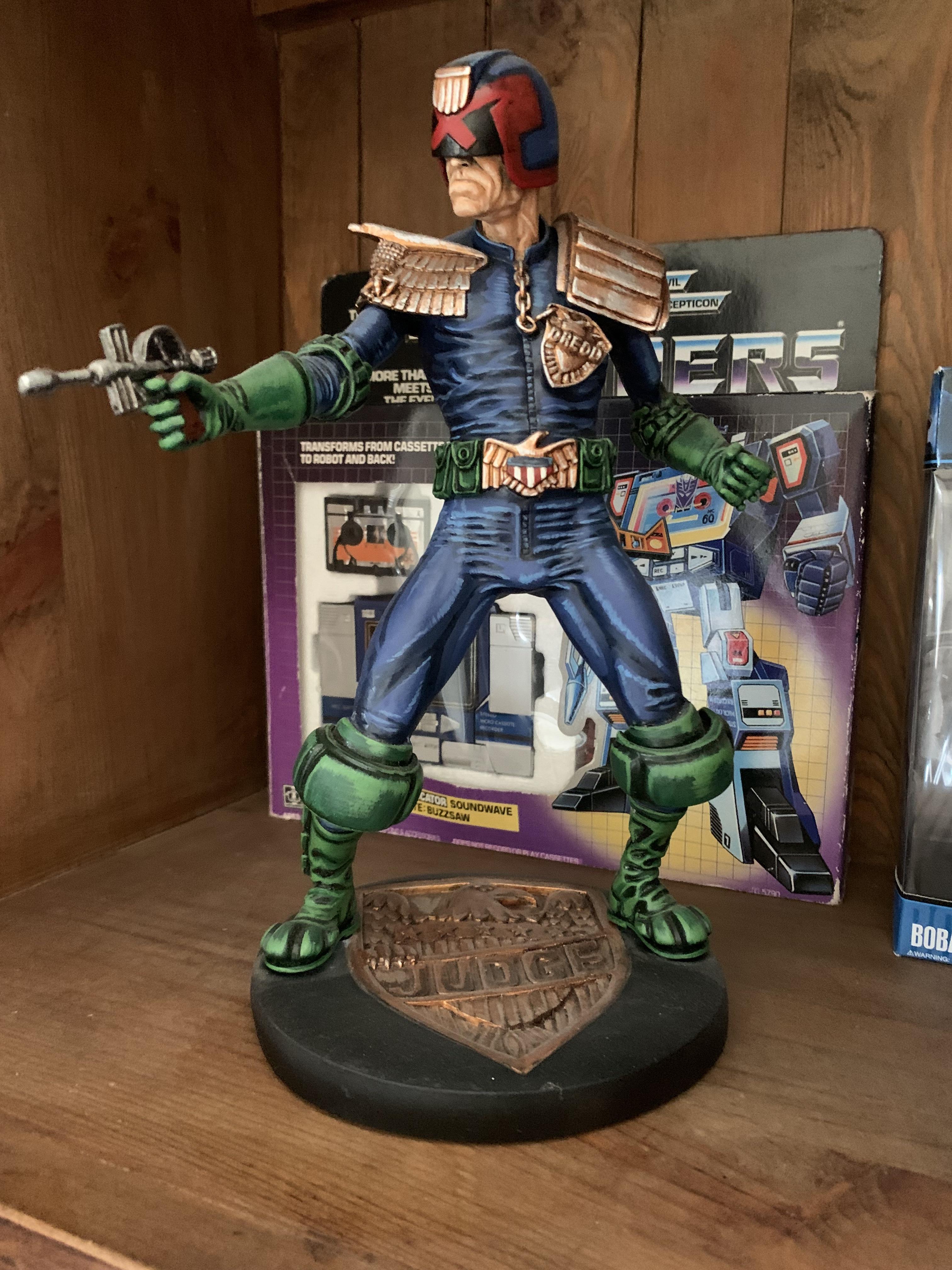 My take on Judge Dredd, this was done a few years back, still happy with how it turned out ...