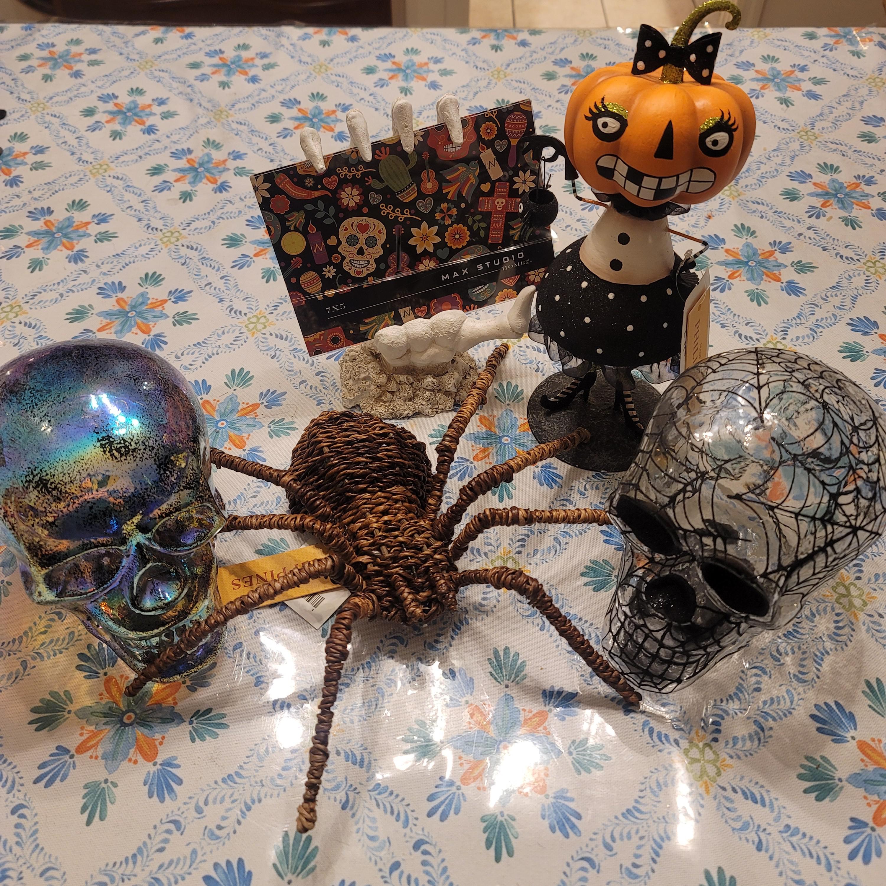 My first haul of the year. I really wasn't expecting to see Halloween when I went out today ...