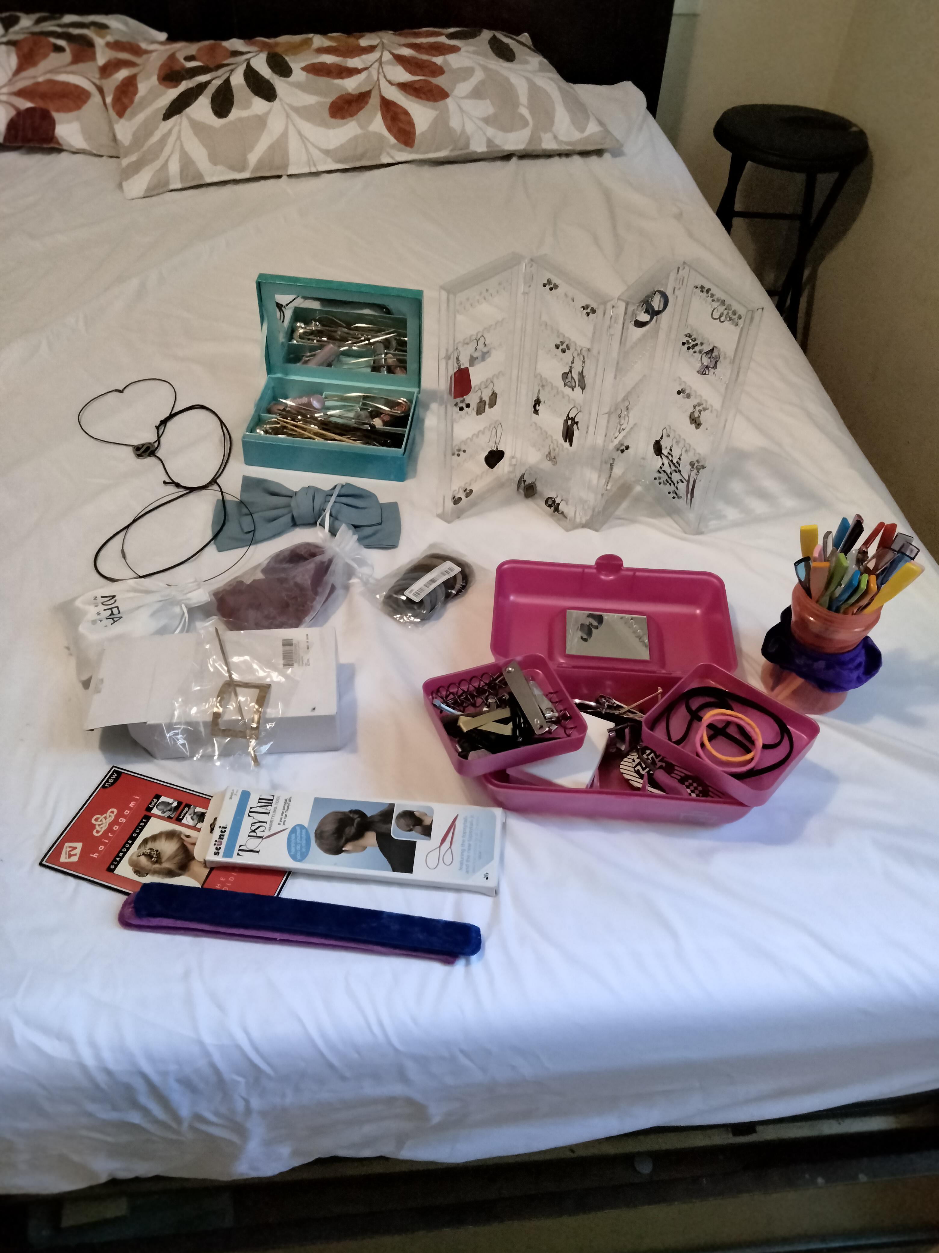 How the heck do I organize this madness? | Scrolller