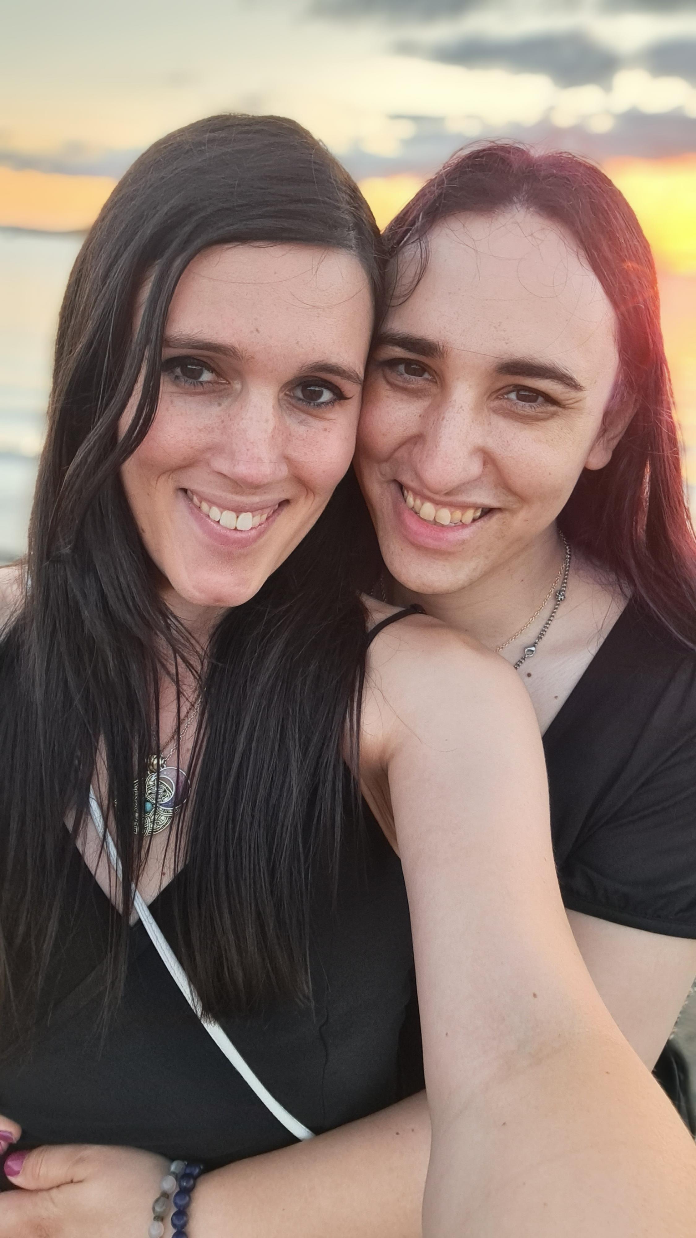 Engagement (T4T) | Scrolller