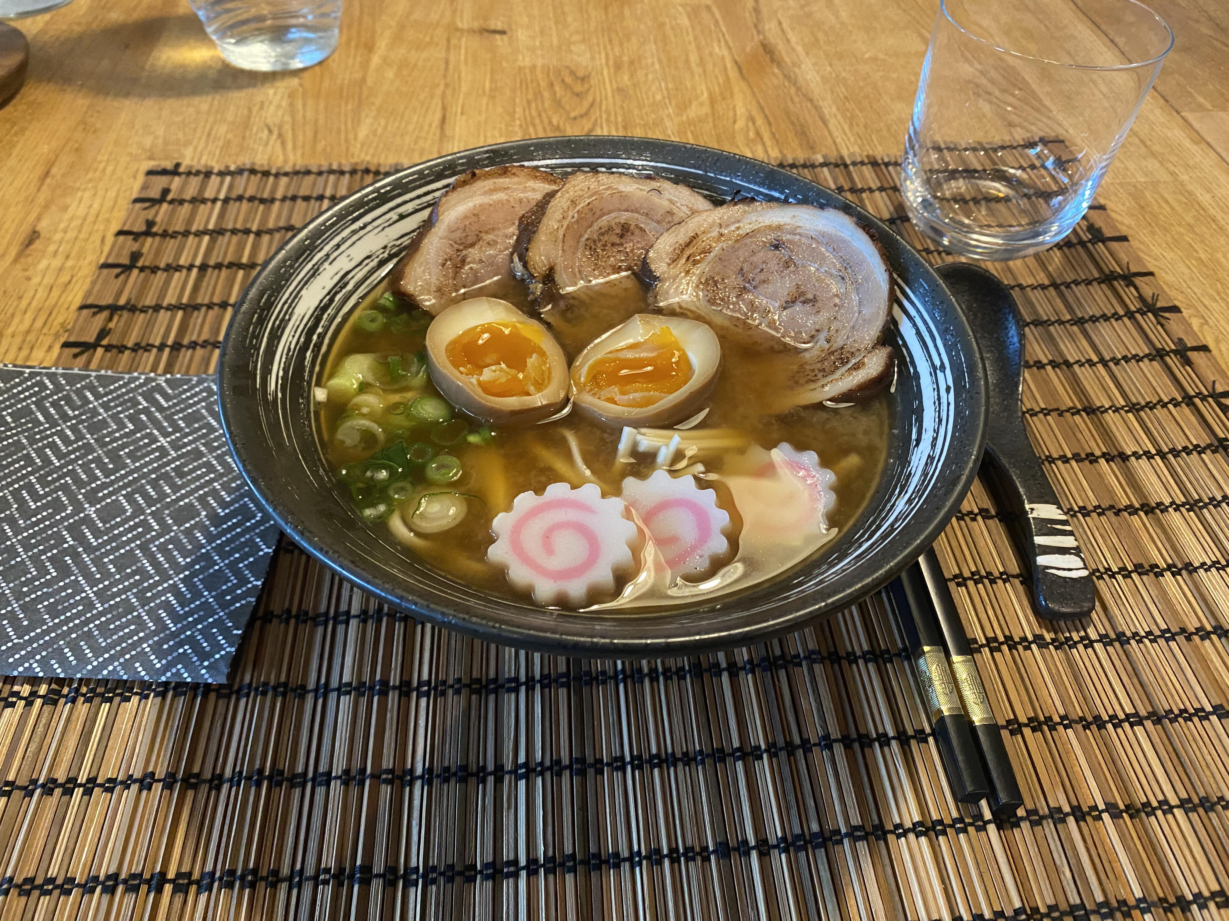 [Homemade] Tonkotsu style Ramen | Scrolller