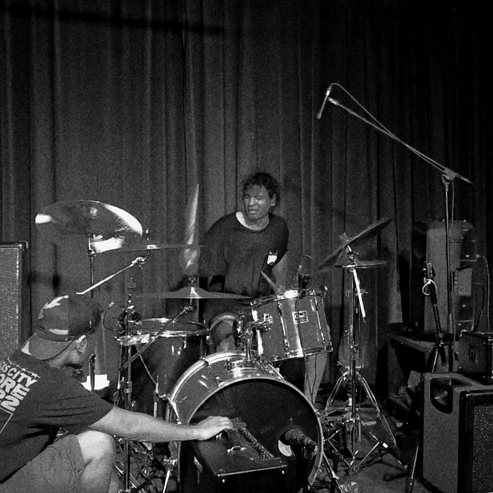 Wormrot x Manila | Scrolller