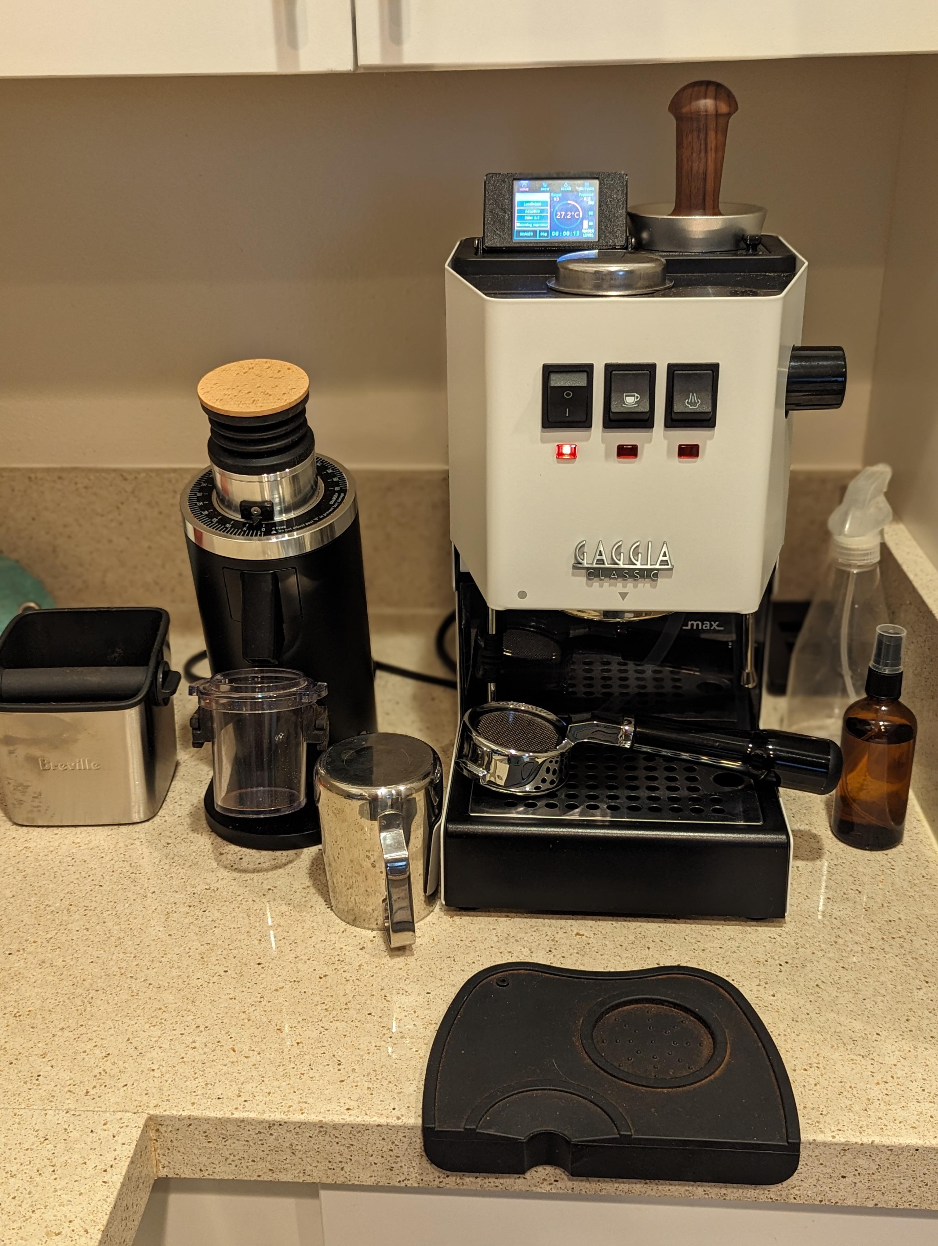 Finally finished my setup. Going to stick with this until something breaks! | Scrolller