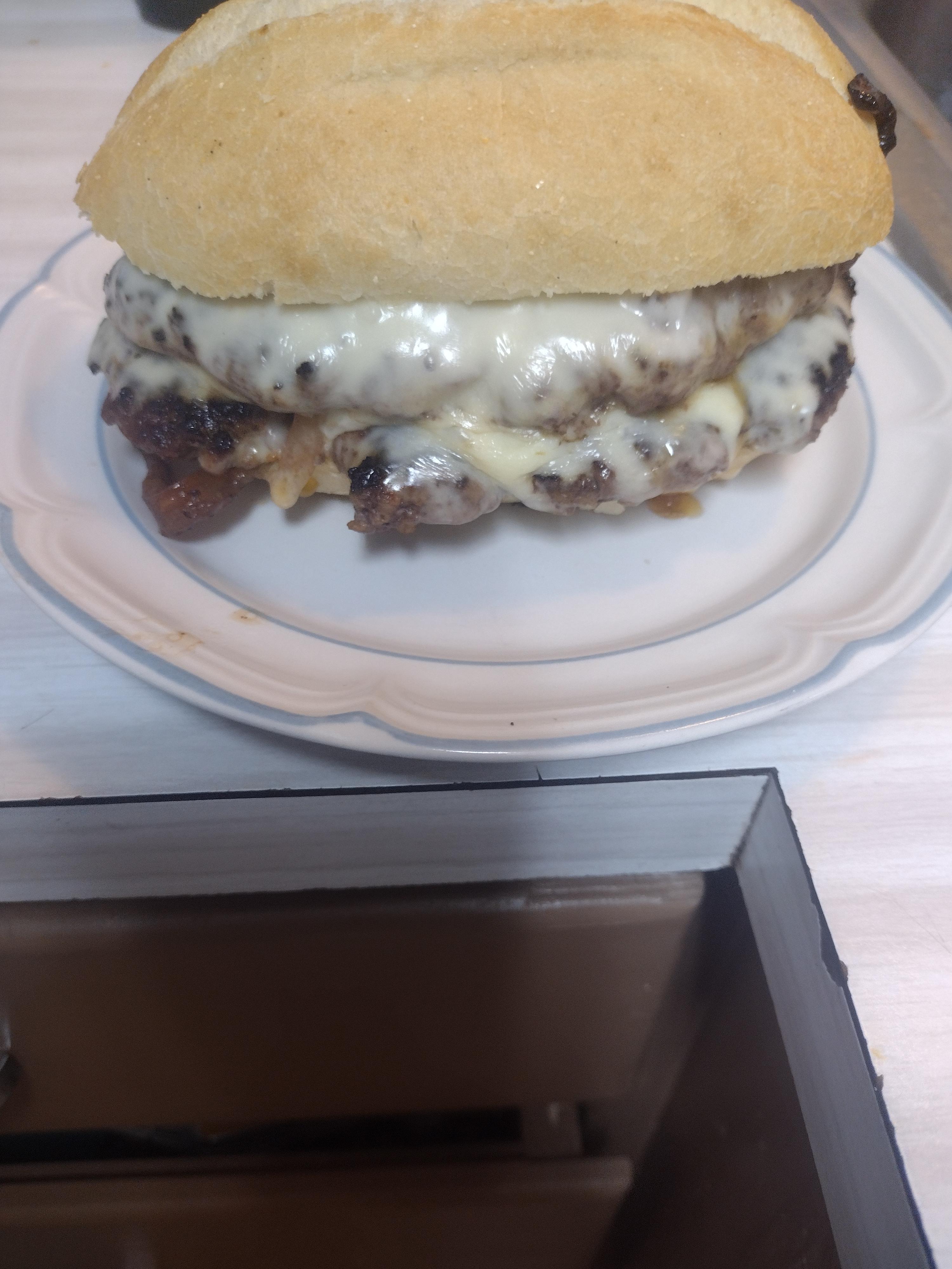 My attempt at a smash burger | Scrolller