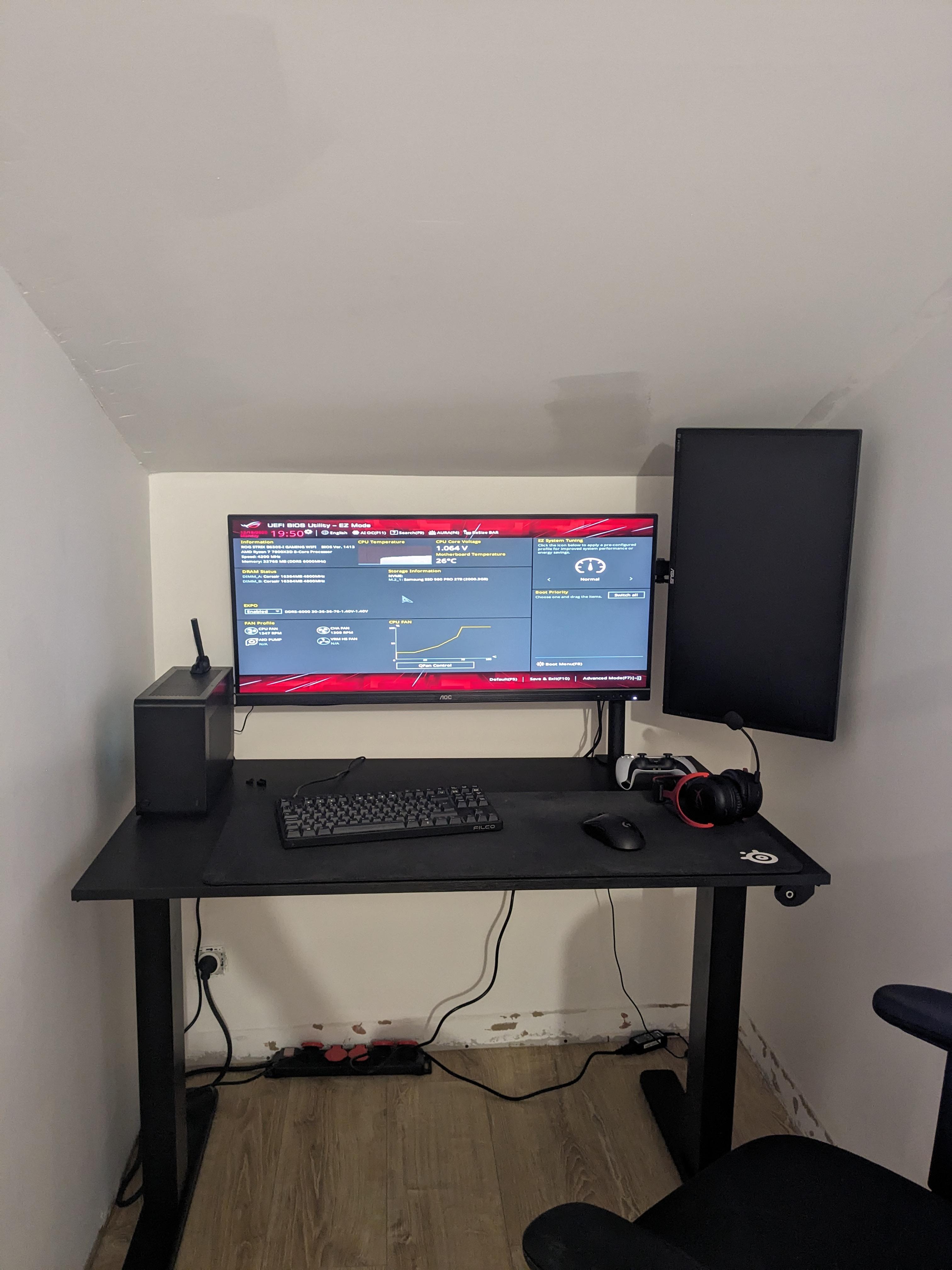 New SFFPC build after 3 years on a laptop :)~ | Scrolller