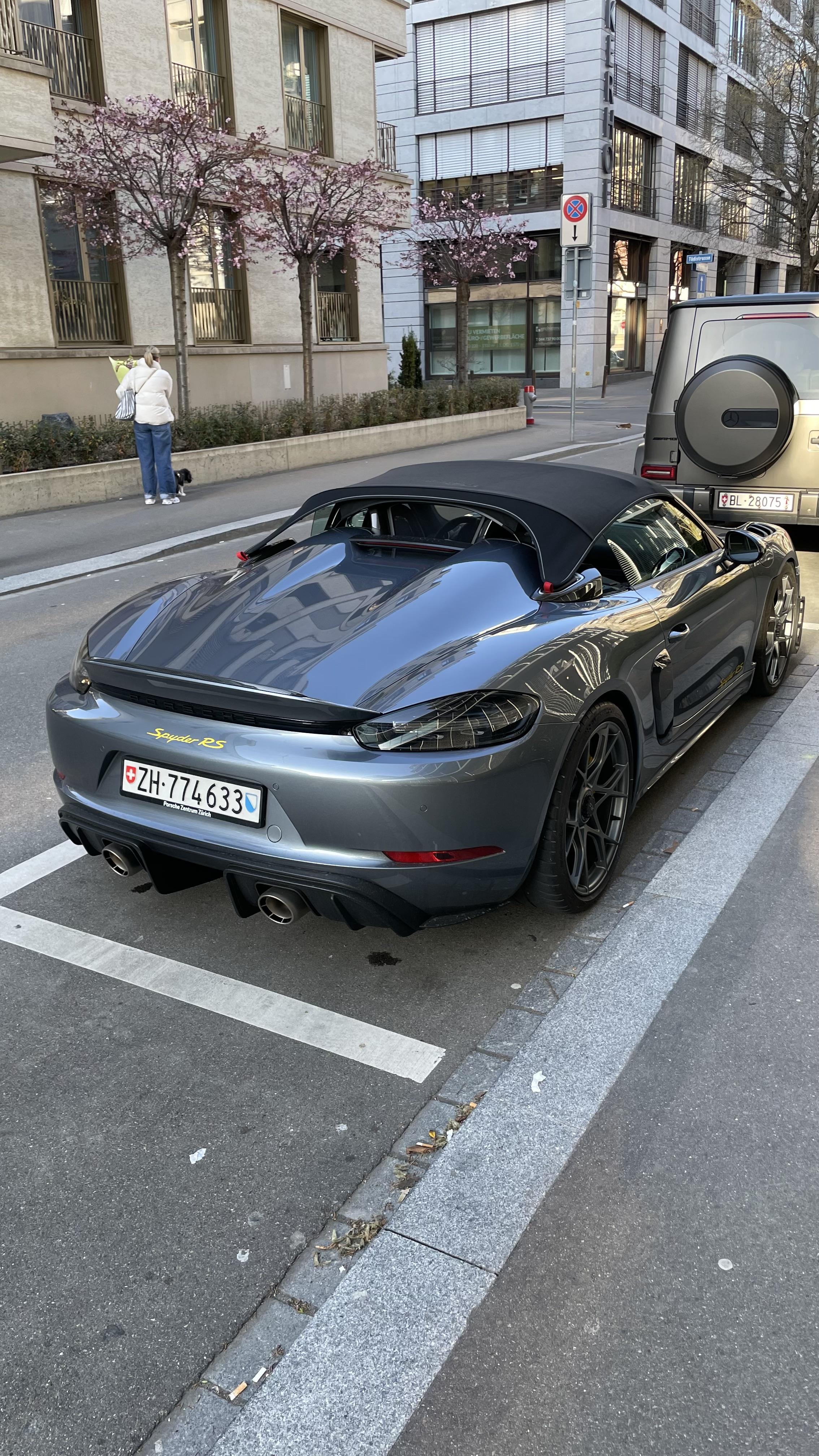 Spyder RS | Scrolller