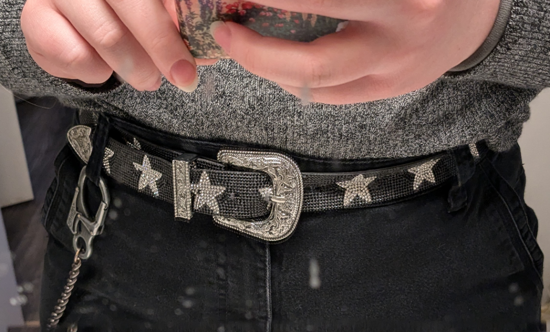 Discover more like Findfashion: Better version of this star belt from Hot Topic and Related ...