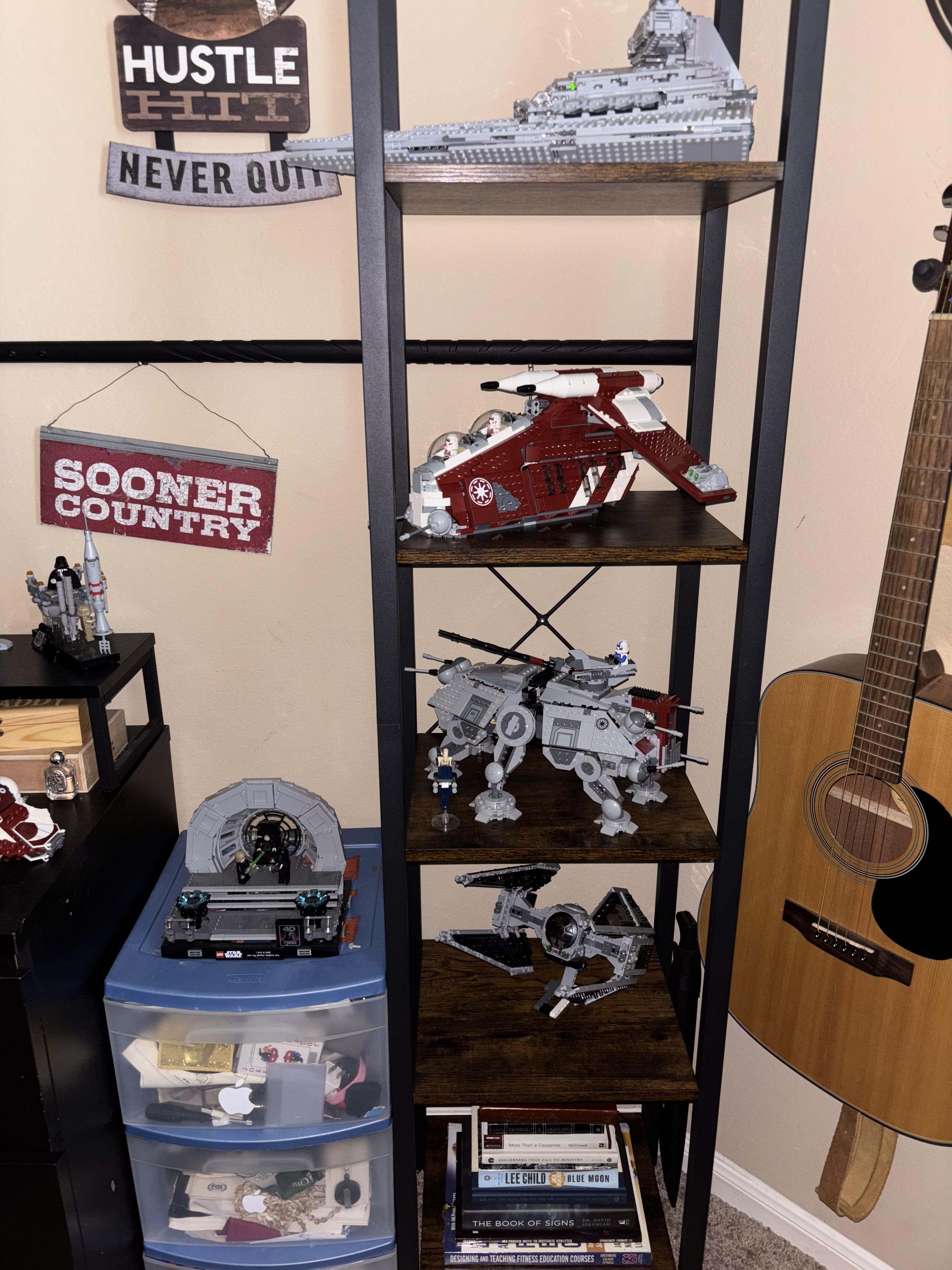 Anyone have any light recommendations for these shelves? | Scrolller