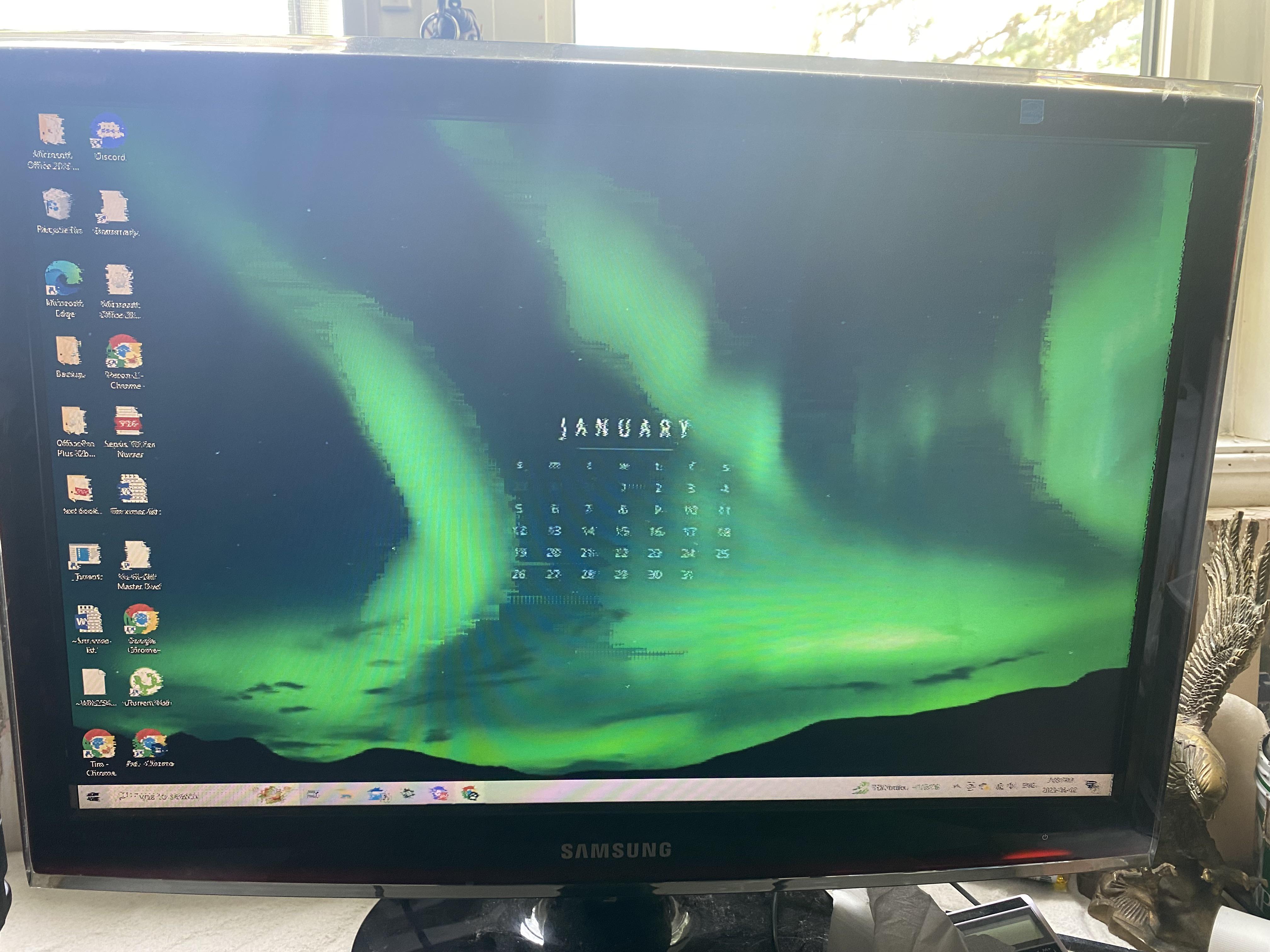 Monitor Help | Scrolller