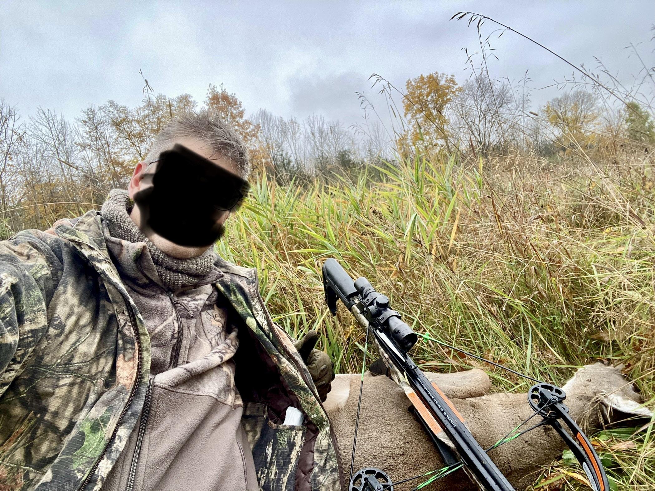 Broad head disappeared?! | Scrolller