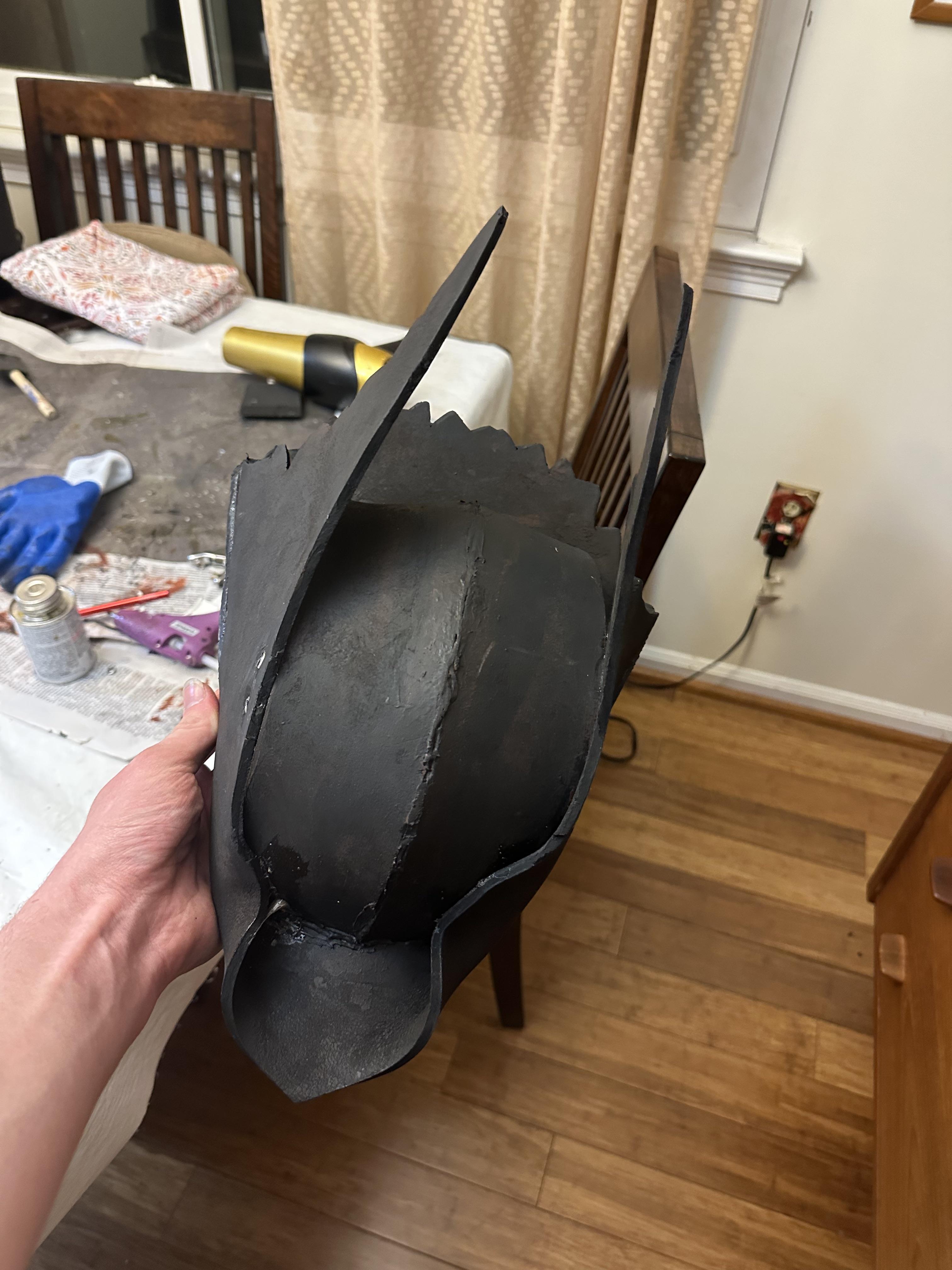 Finally finished my Hunter’s Hat prop | Scrolller