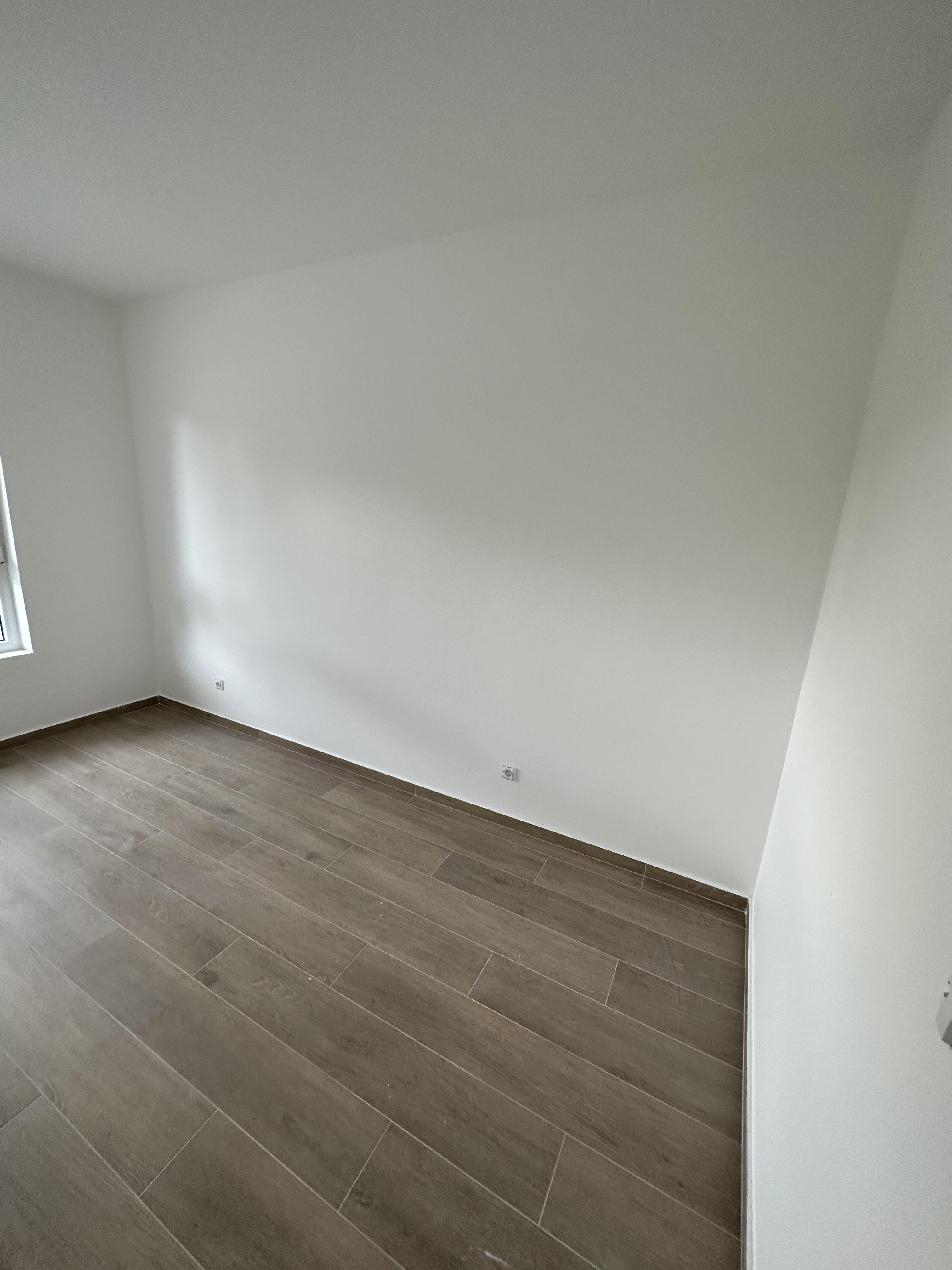 Help with bedroom layout | Scrolller