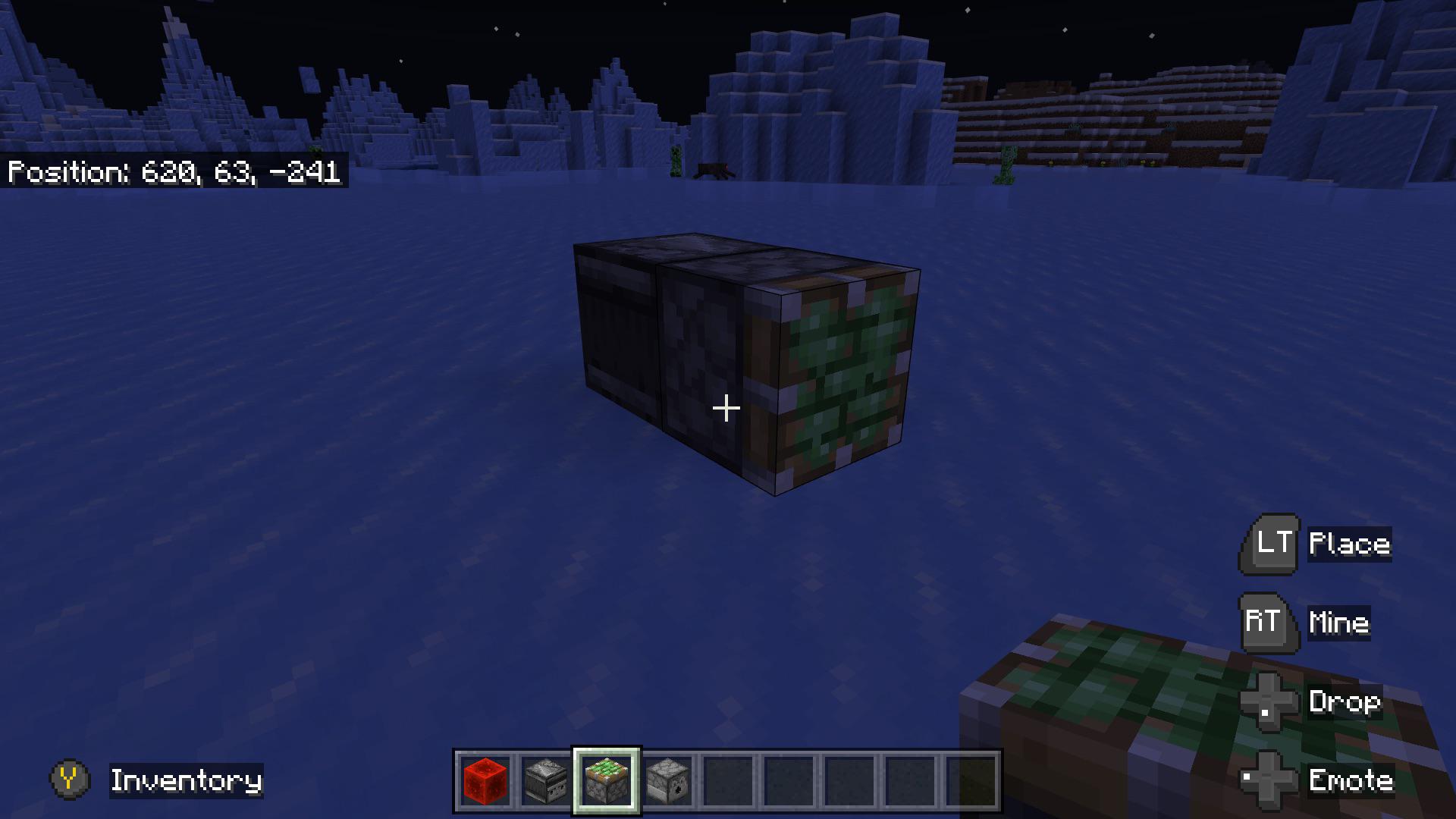 Simple redstone 4 way shooter | Scrolller