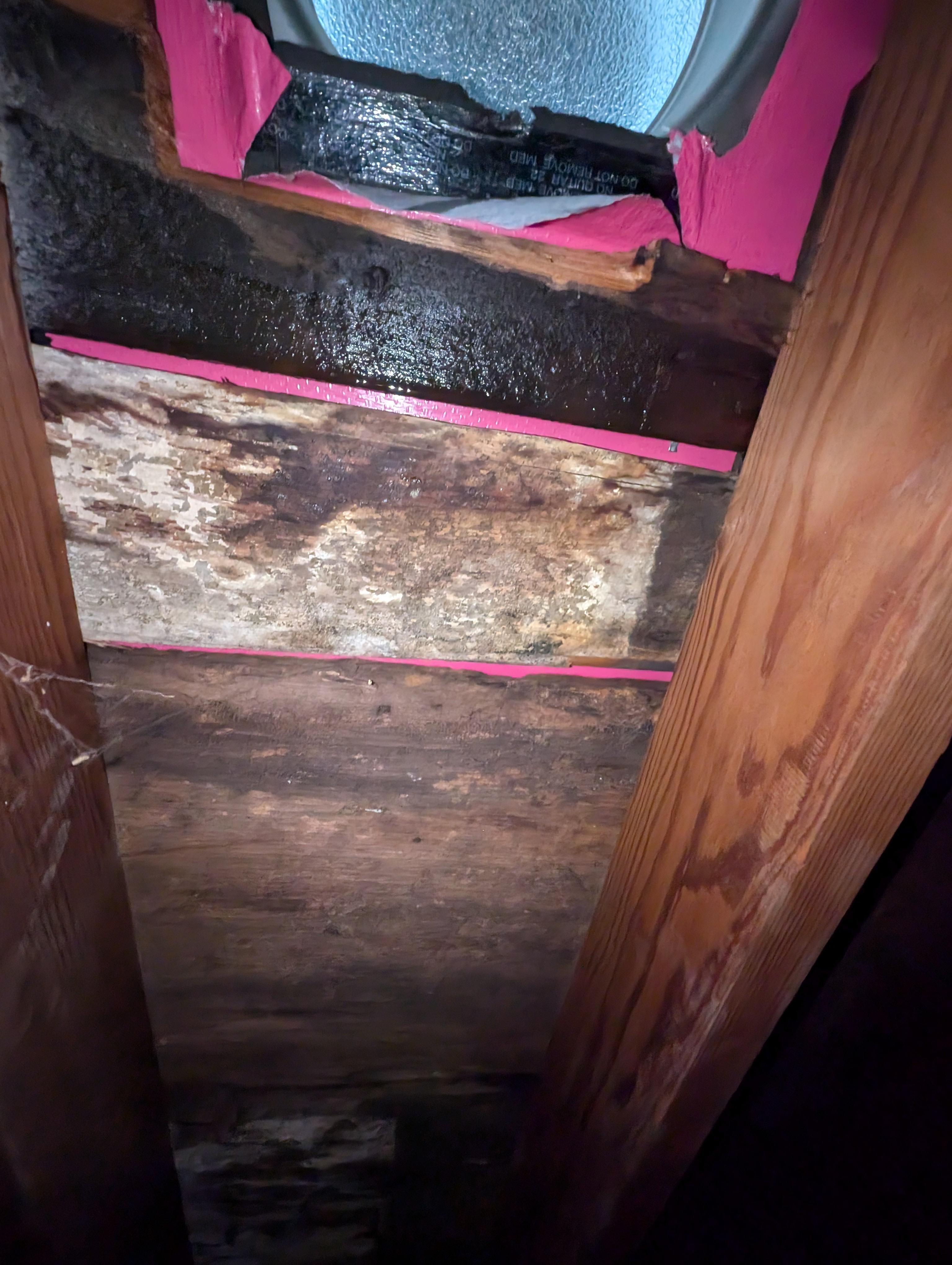 Little leak? | Scrolller