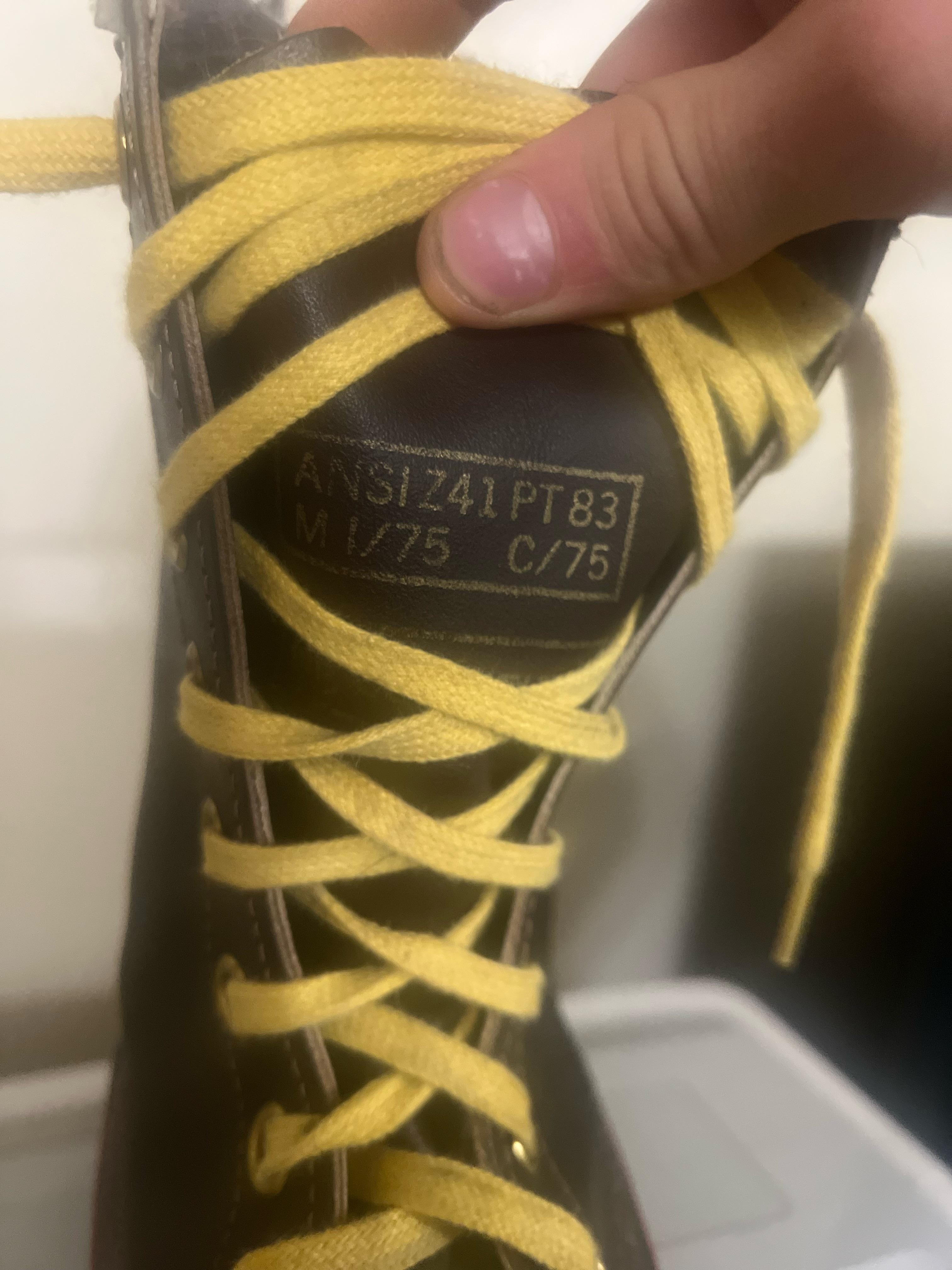 Need help identifying | Scrolller