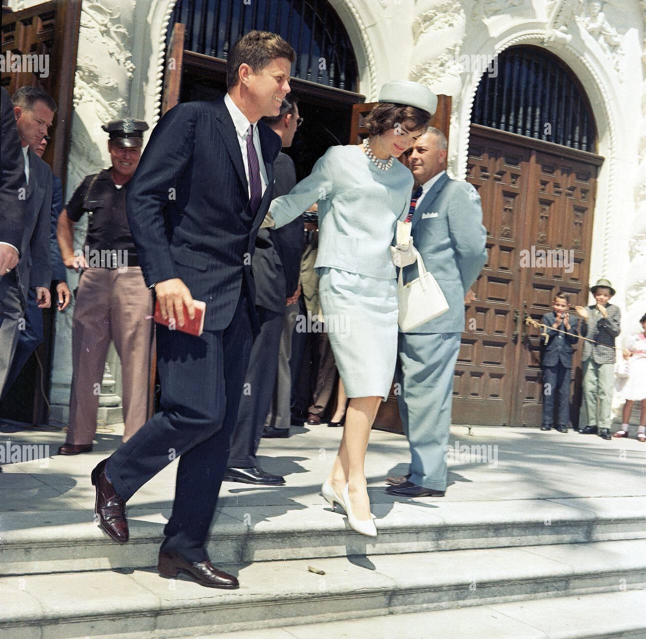 Easter • 1961 | Scrolller