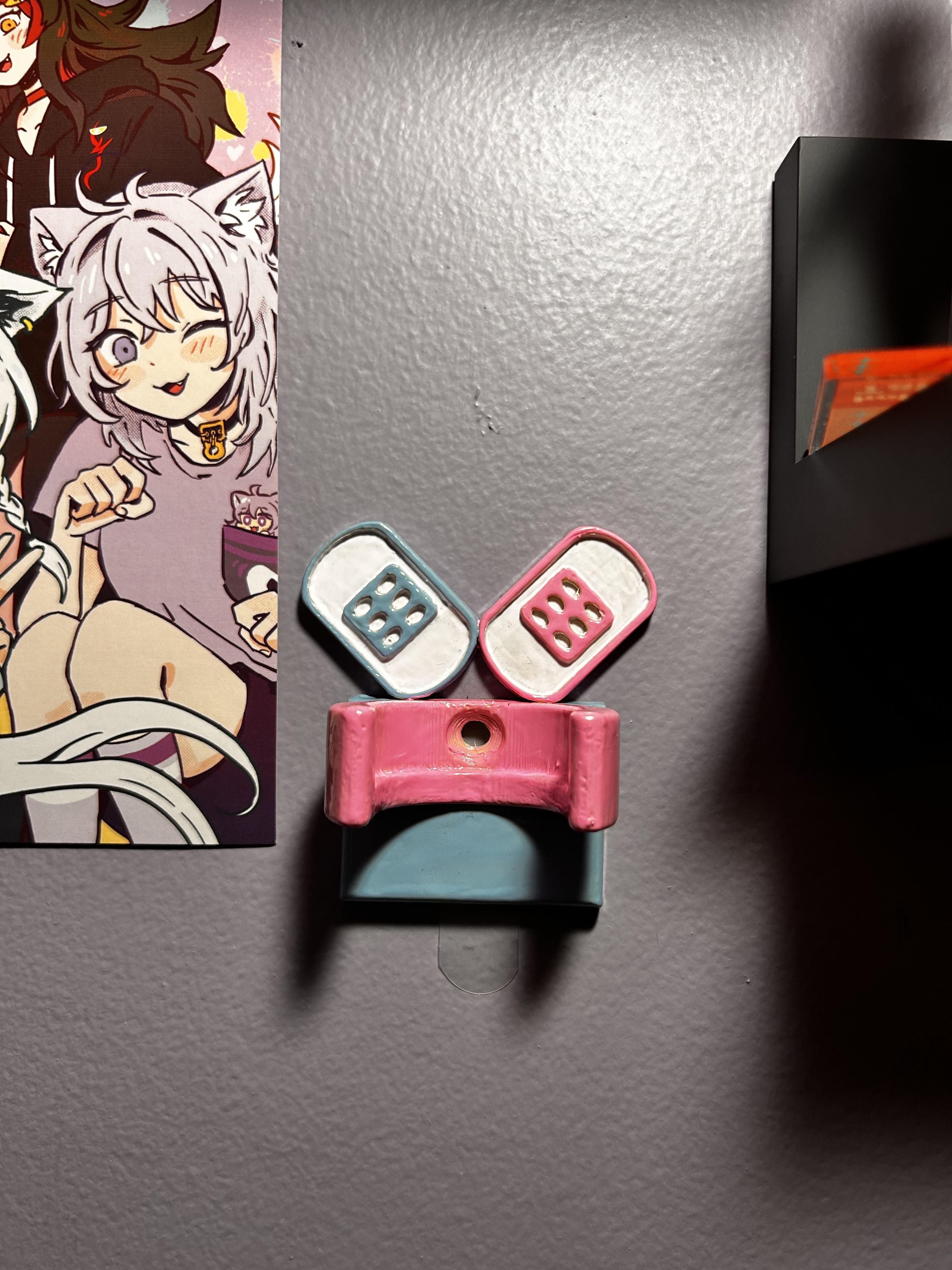 Custom 3D printed Pen Light holder | Scrolller