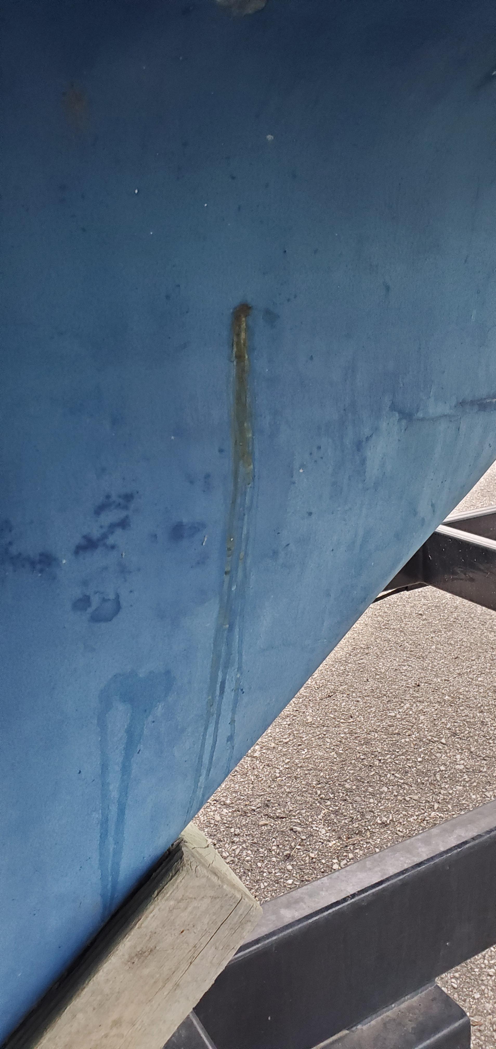 What's with these rust streaks? | Scrolller