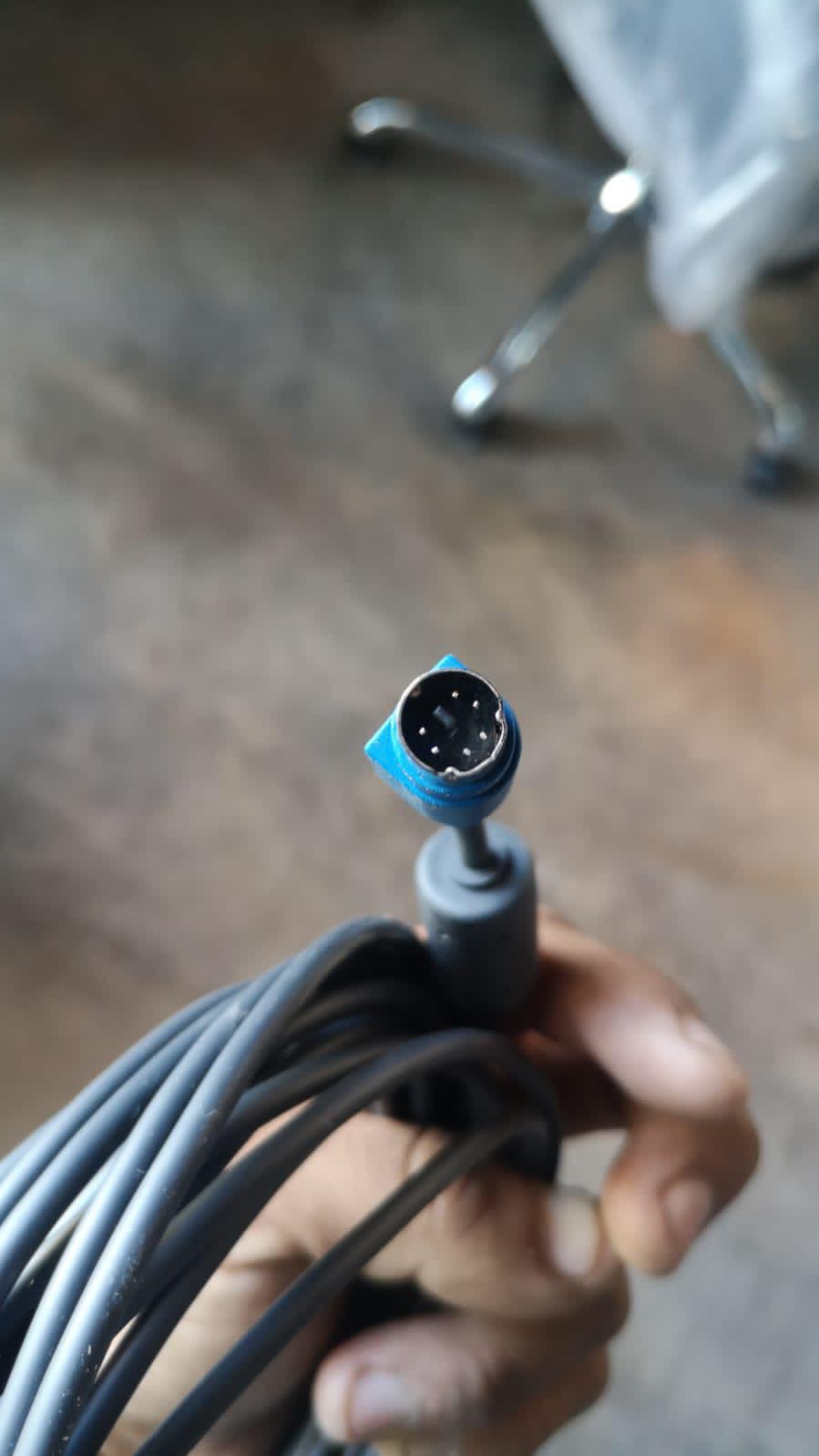 Does anybody know how is this connector called and if there is an extender using UTP cable ...