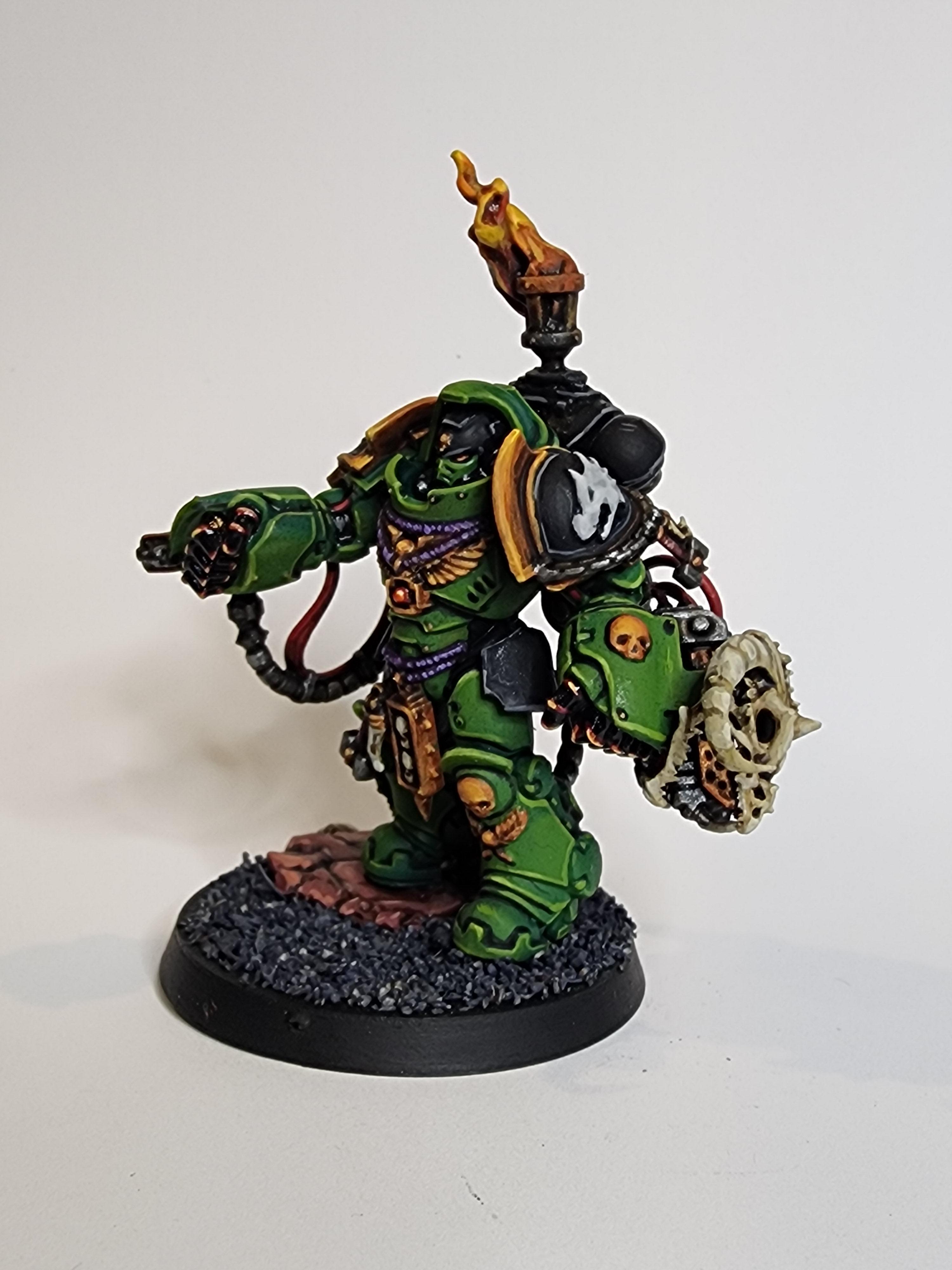 Salamander Aggressor Sgt. | Scrolller