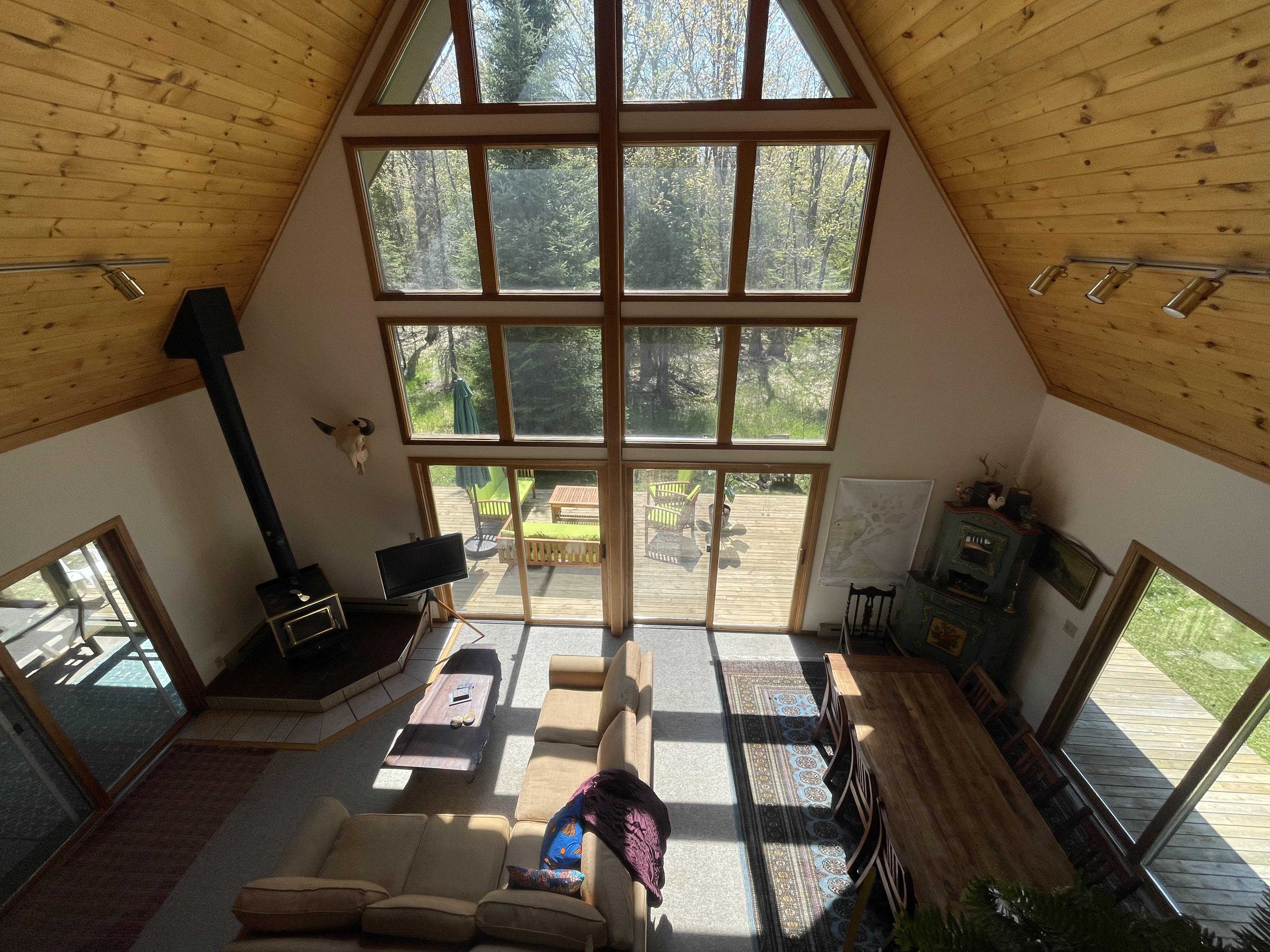 How to do the couch/fireplace/ tv corner layout? | Scrolller