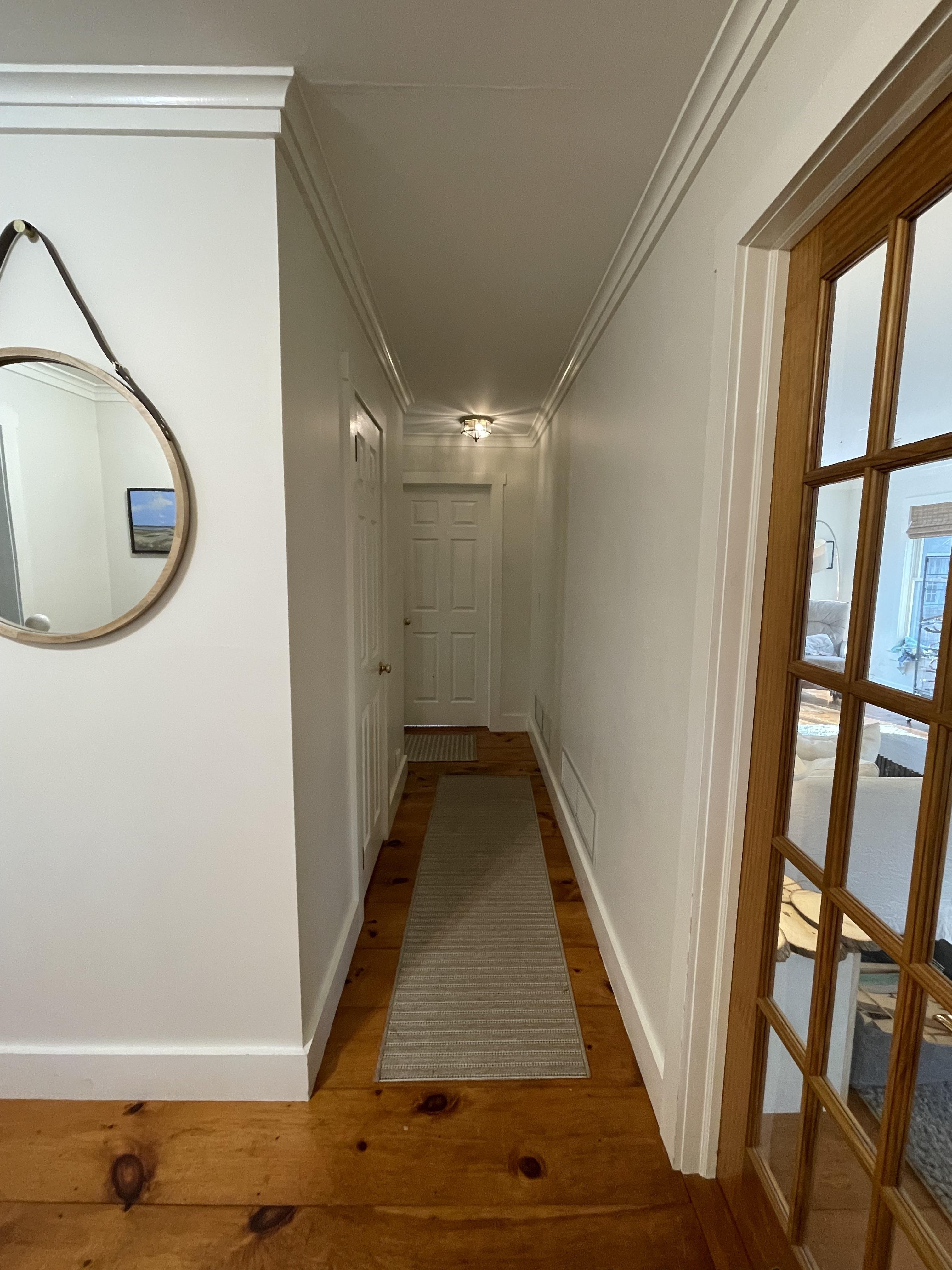 How to cozy up this corner hallway | Scrolller