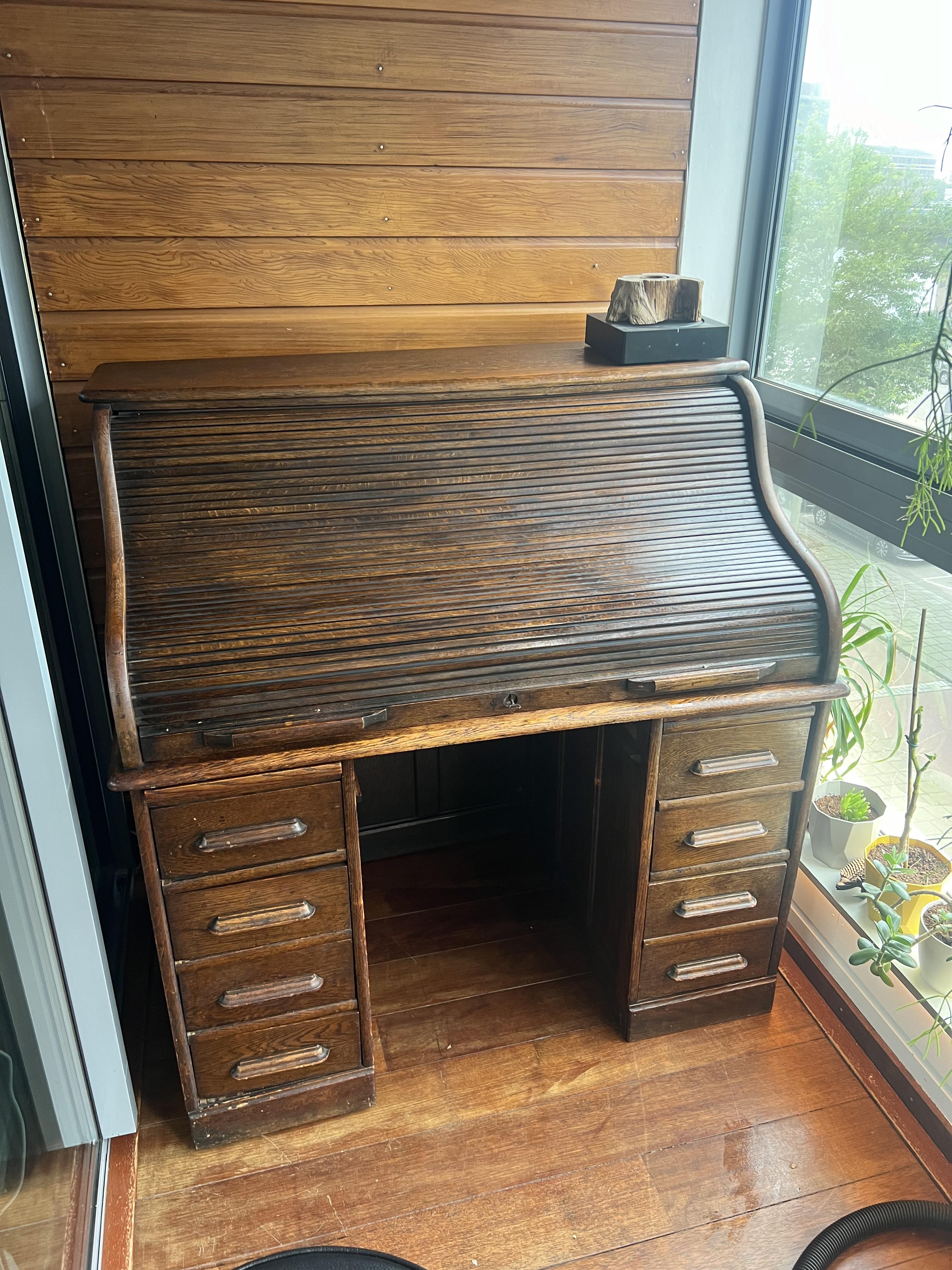 Roll top desk identification | Scrolller