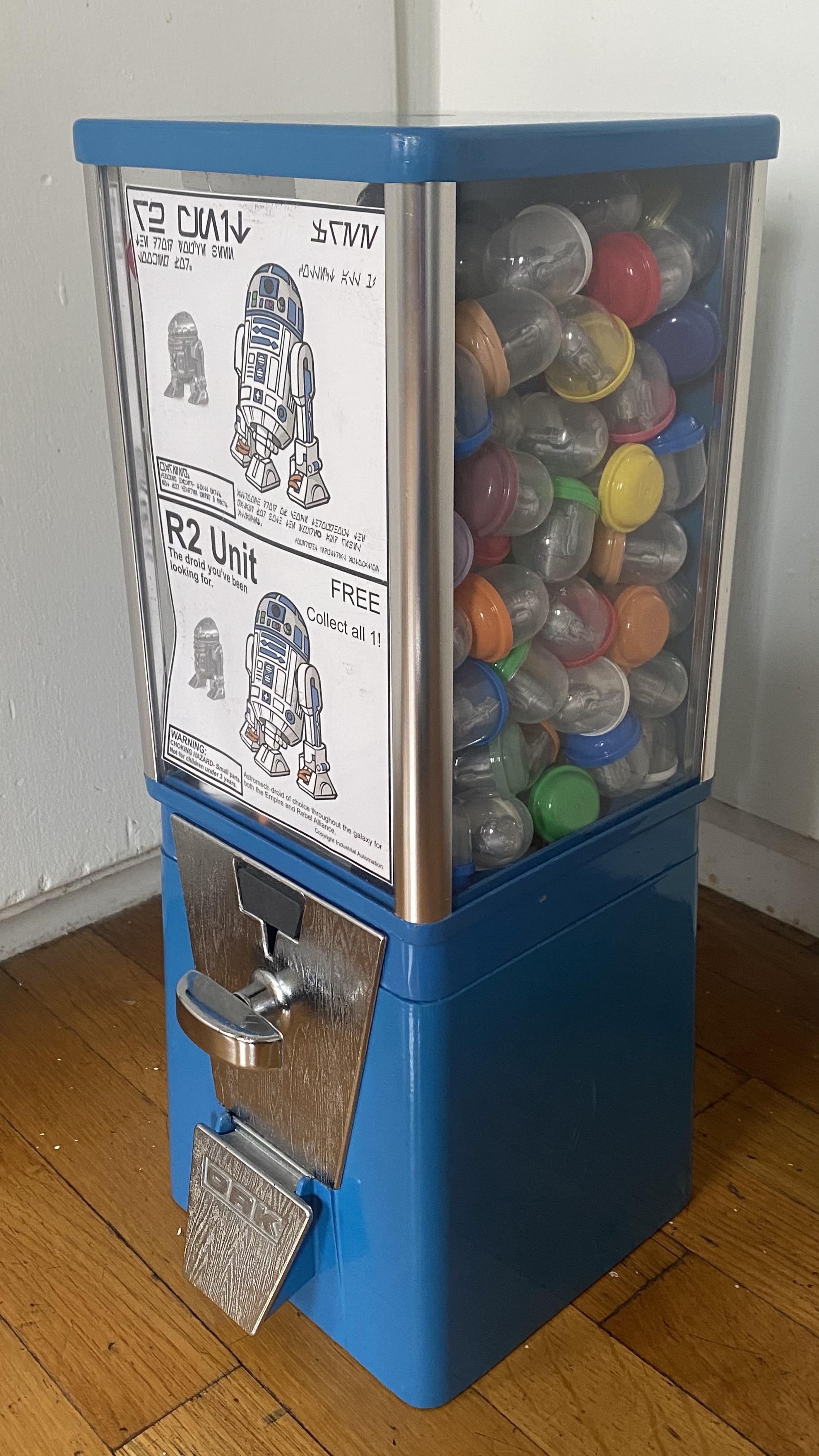 R2 Unit 3D Print Vending Machine | Scrolller