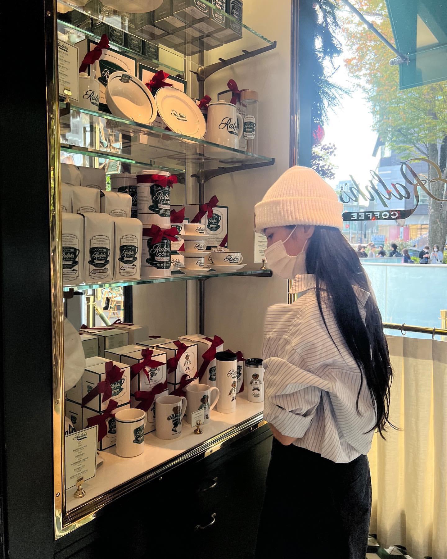 221115 Kwon Eunbi Instagram Update | Scrolller