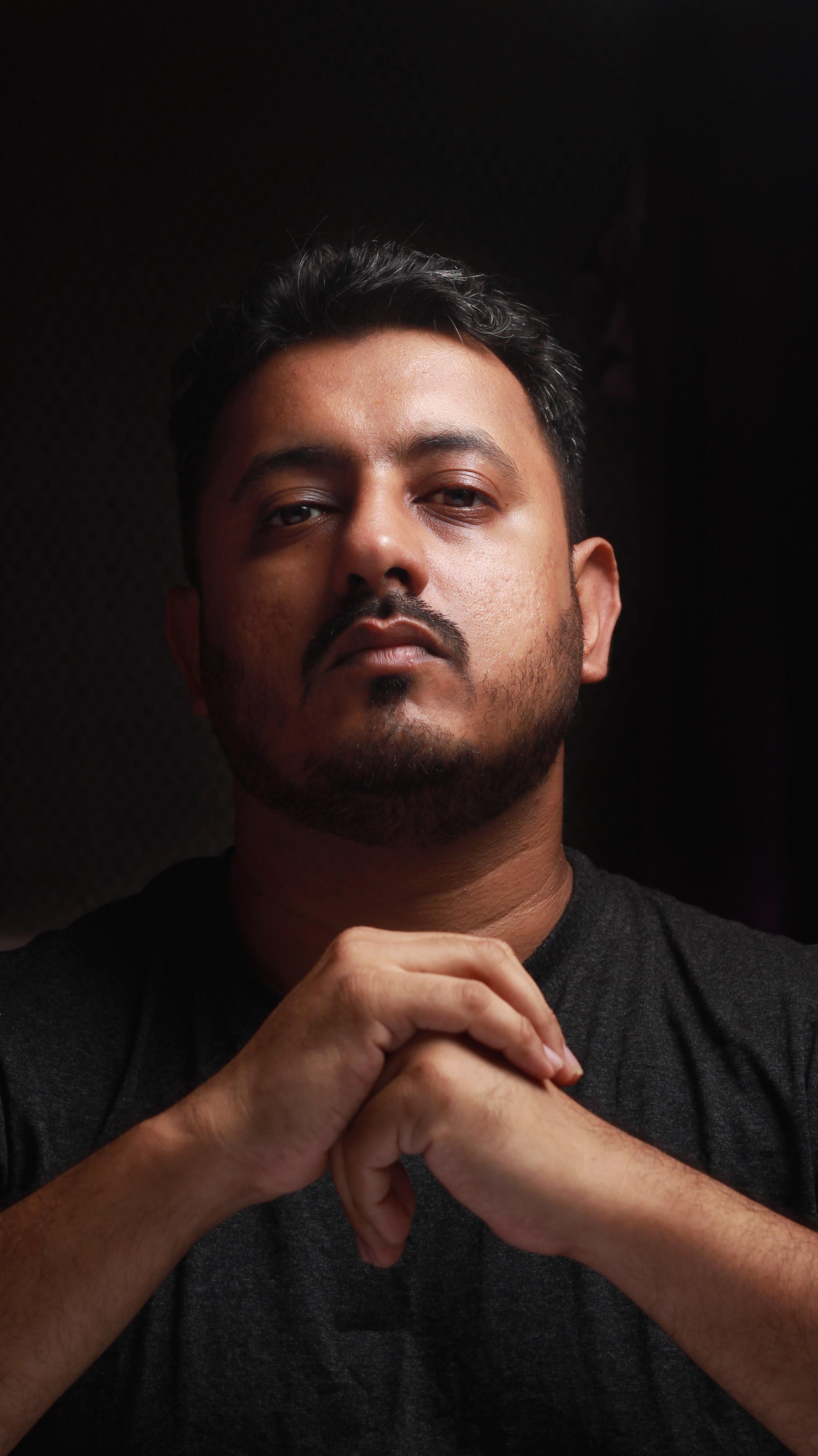 Discover more like Portraits: Self Portraits [50mm, 1/100, f/4.5, ISO100] and Related Content ...