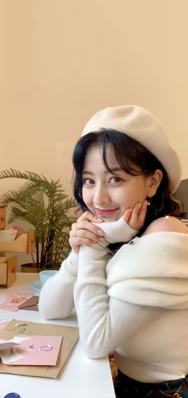 Cutiepie Jihyo | Scrolller