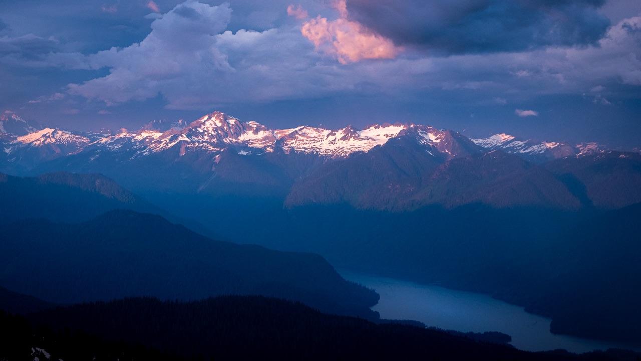 Summer summit of Kulshan (Mt Baker) | Scrolller