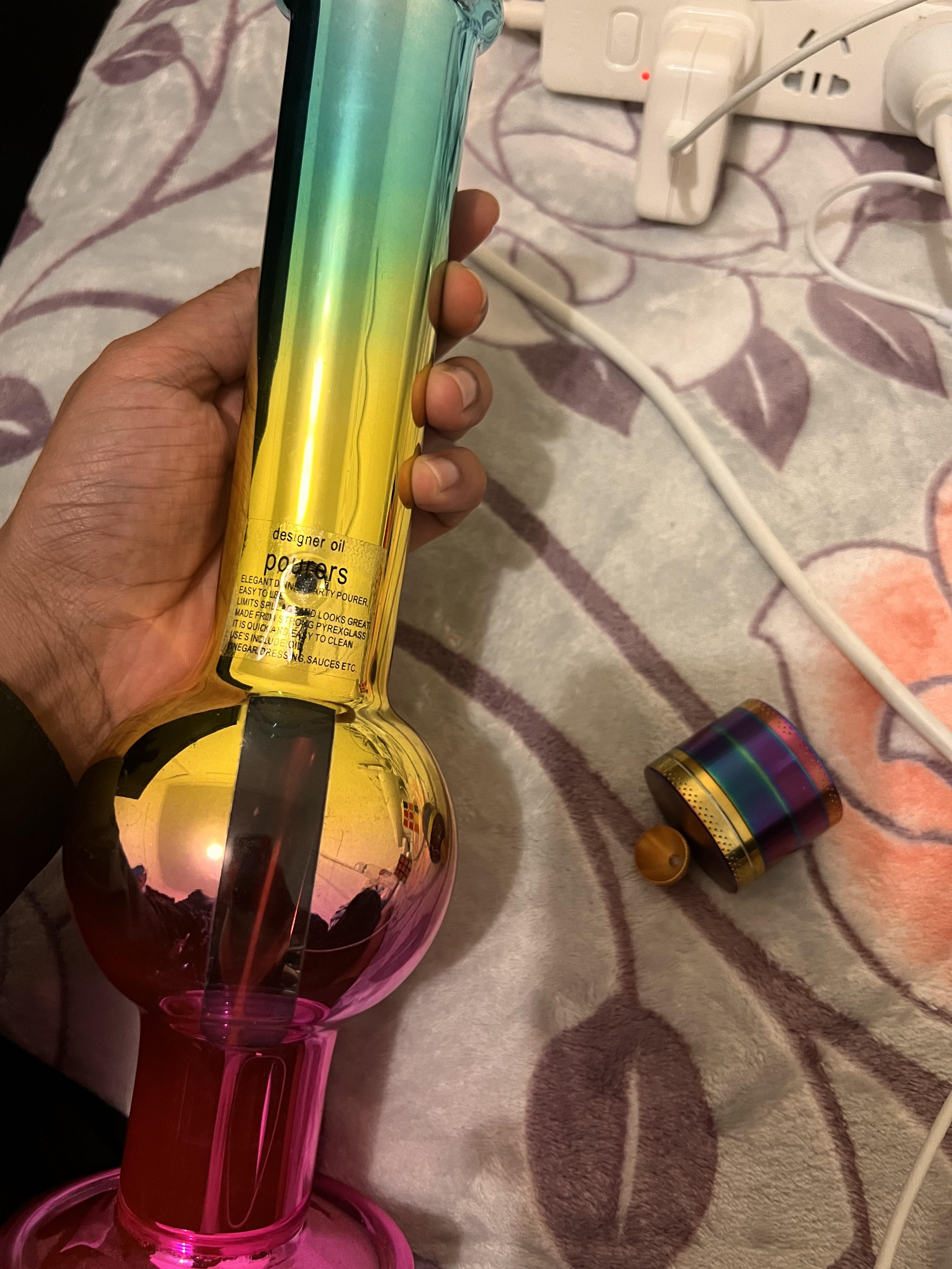 Bong help beginner | Scrolller