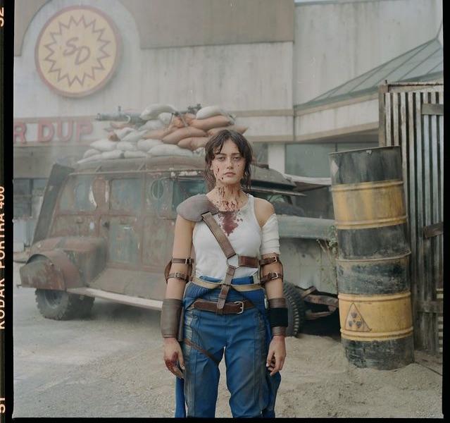 Some awesome photos from the Fallout tv show | Scrolller