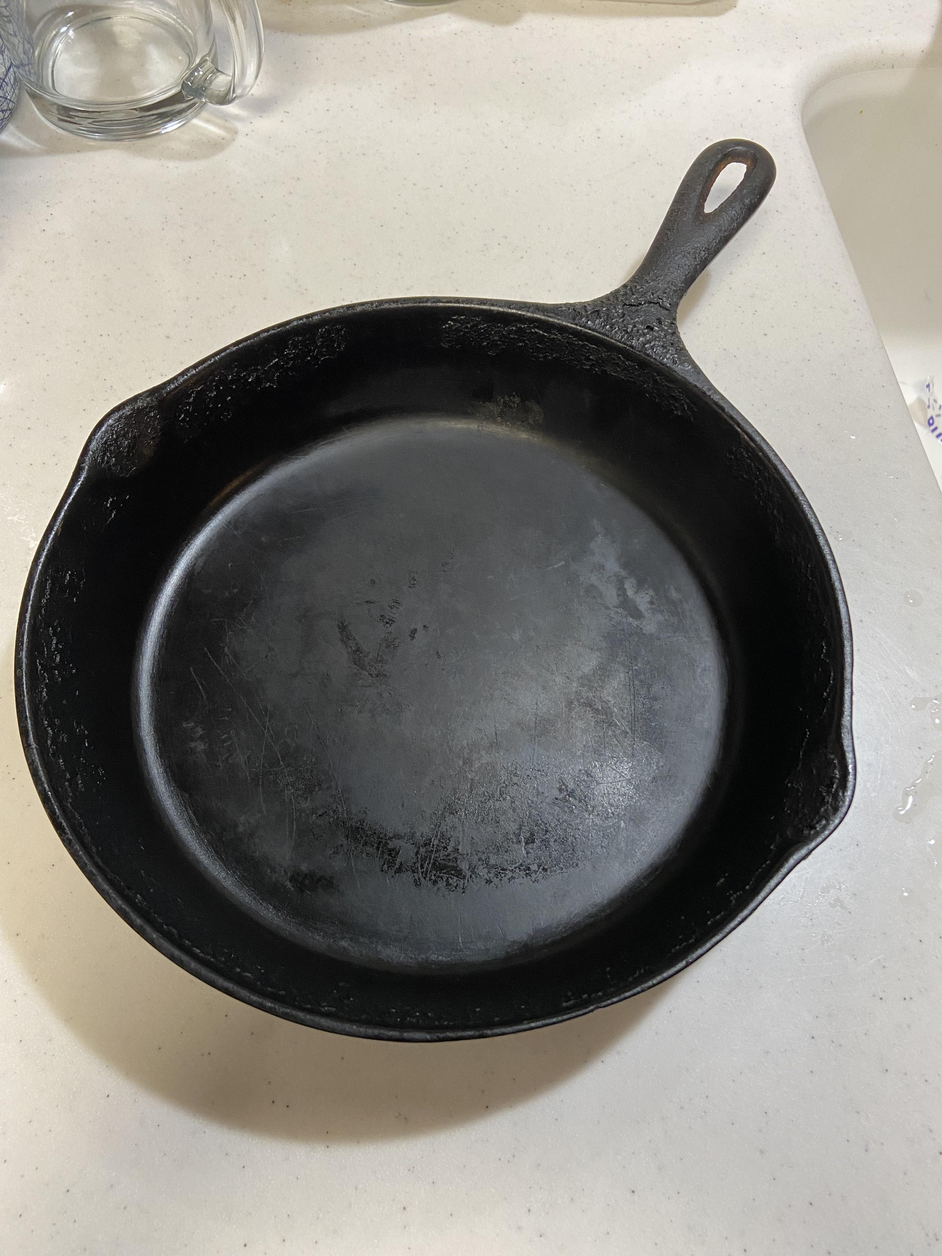 Help identifying?? | Scrolller