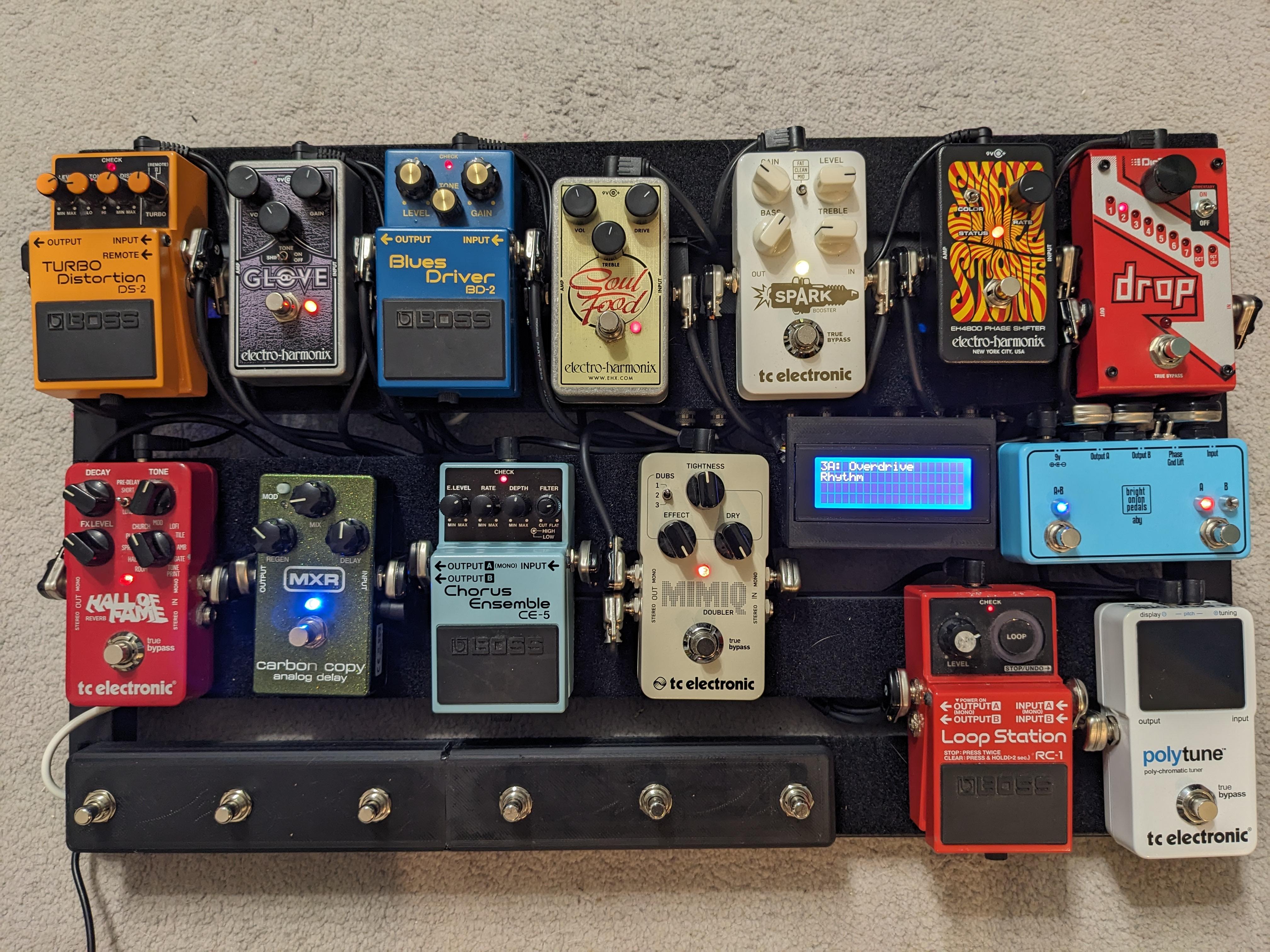 1st DIY Pedal (Programable Looper) | Scrolller